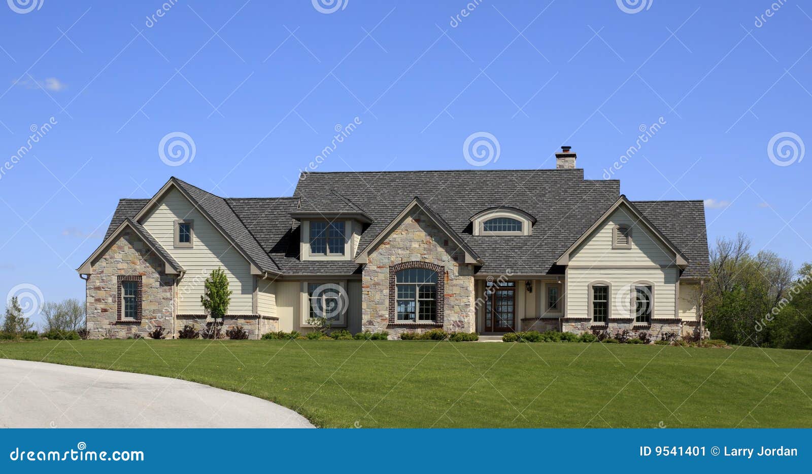 Stone and Wood Luxury Estate Stock Image - Image of dwelling, paved ...