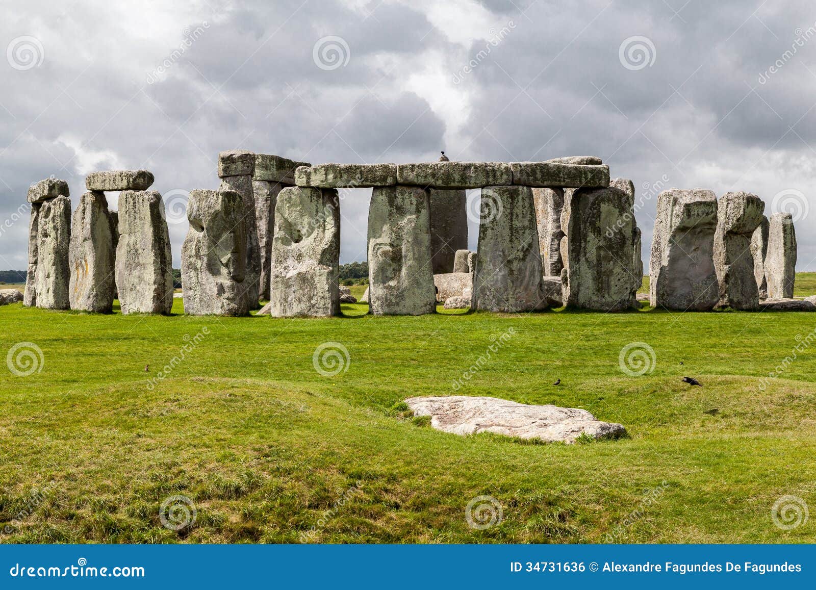 Stonehenge Archaeological Site England Stock Photo - Image of shape ...