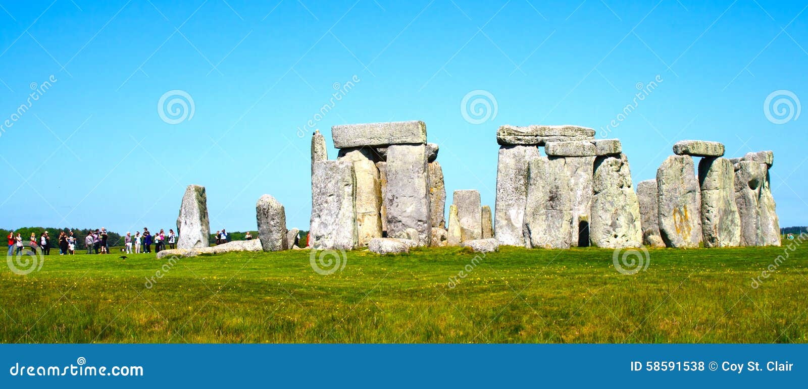 Stonehenge and Tourists Panorama Editorial Stock Photo - Image of ...