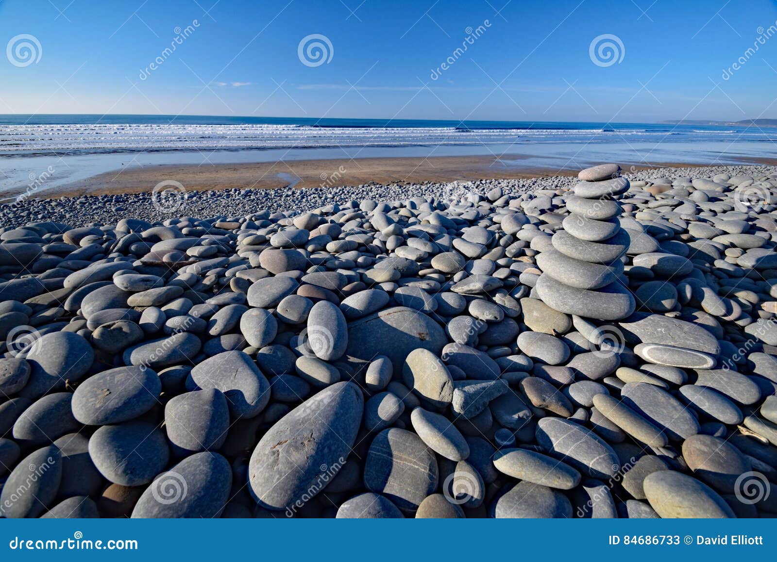 Pebble Ridge And Beach, Northam Burrows, North Devon. Stock Photography ...