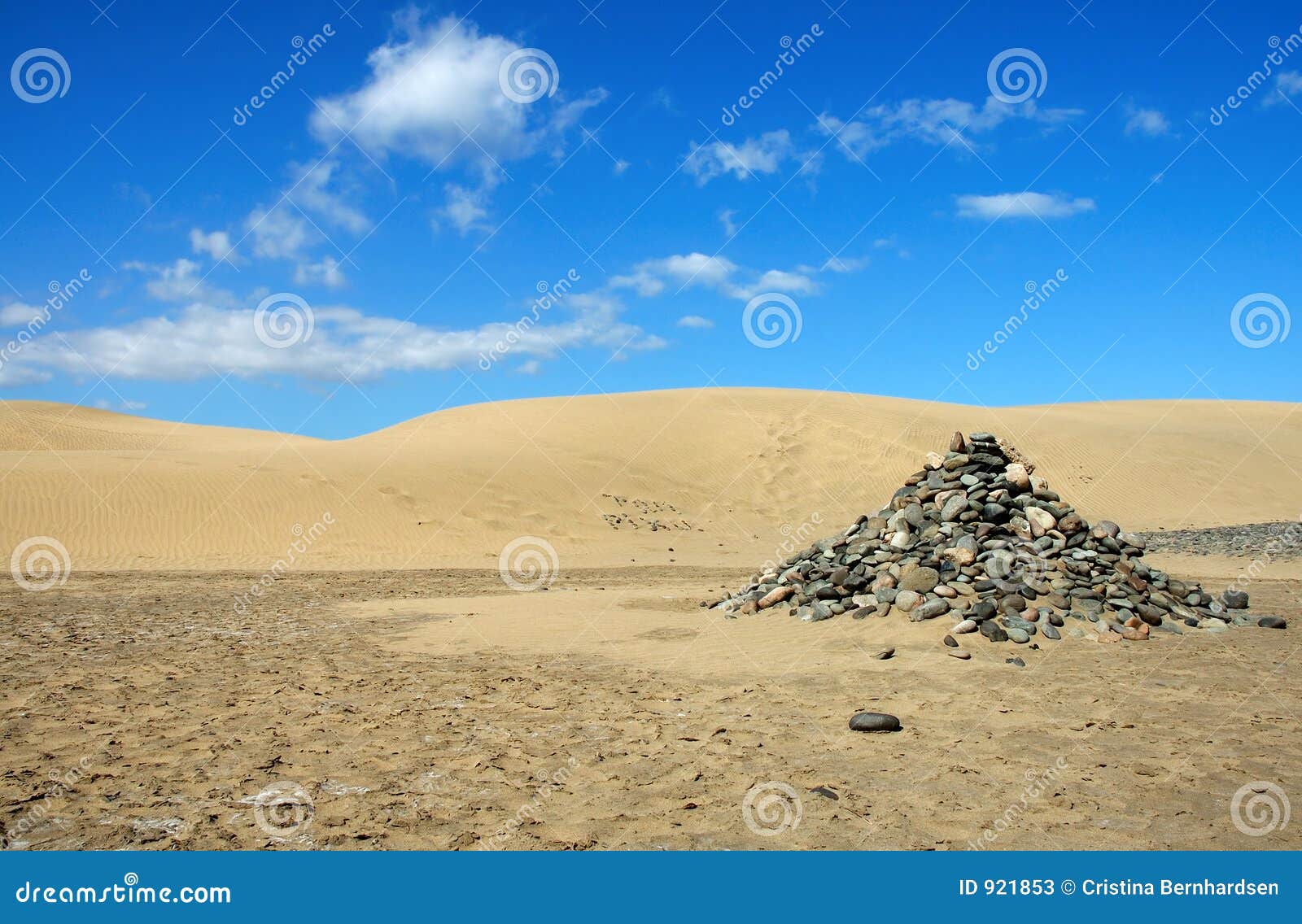 Stones in the desert stock image. Image of tourist, burning - 921853