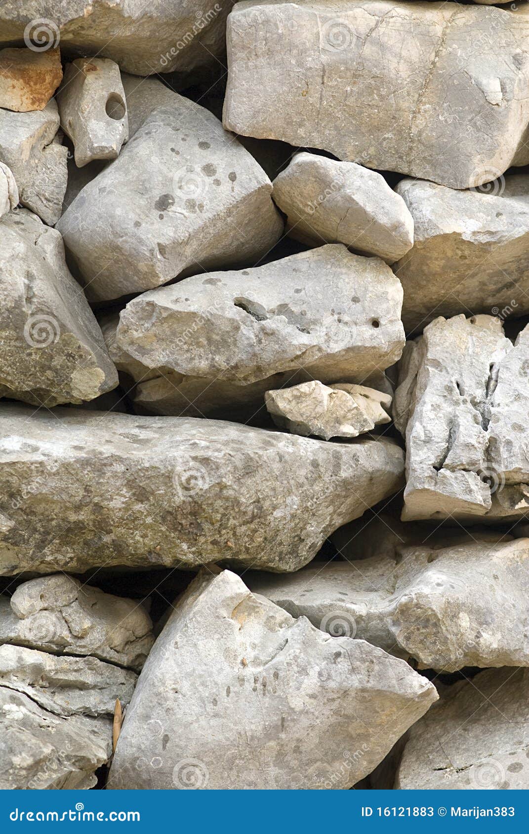 Stonewall stock image. Image of countryside, complex - 16121883