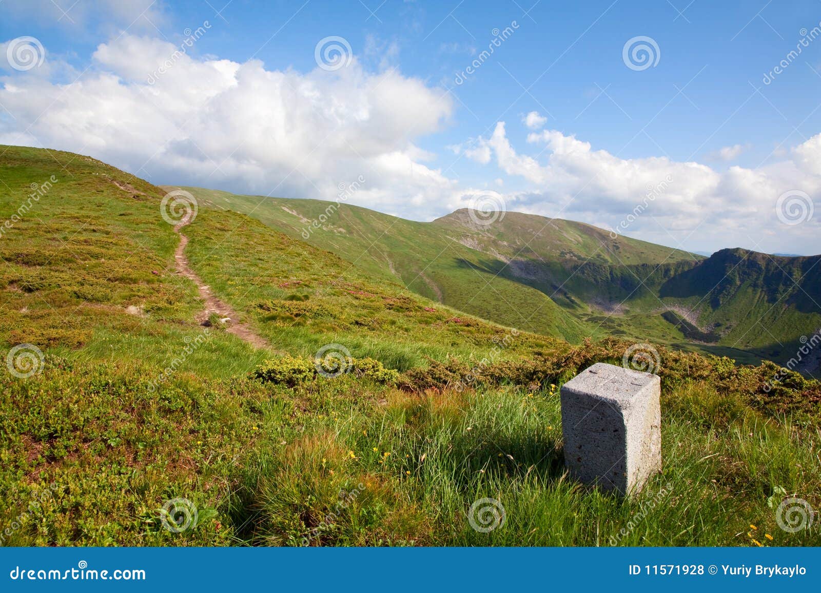 3,292 Pathway Mountain Ridge Stock Photos - Free & Royalty-Free Stock ...