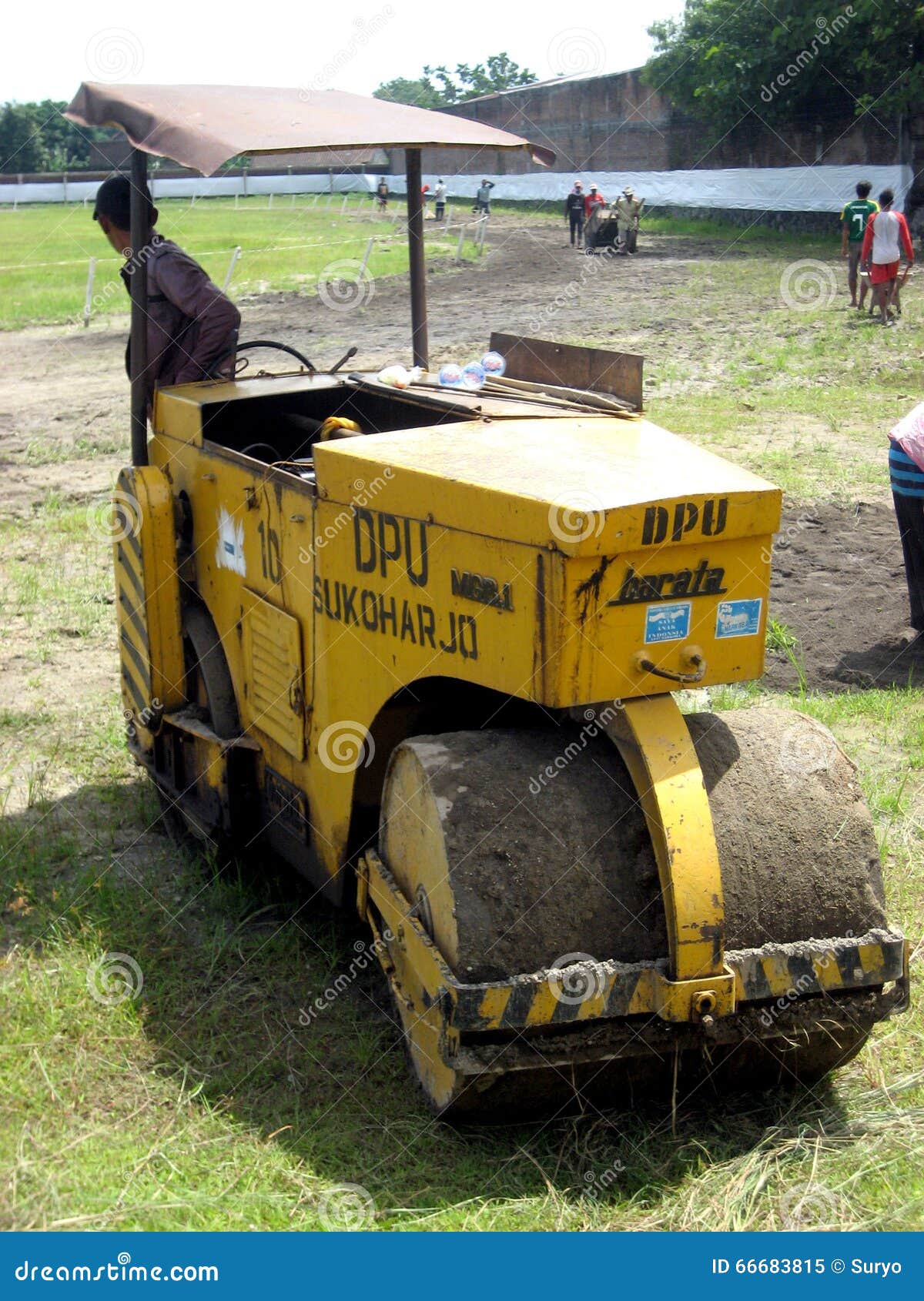 Stoom wales editorial image. Image of farm, plant, vehicle - 66683815