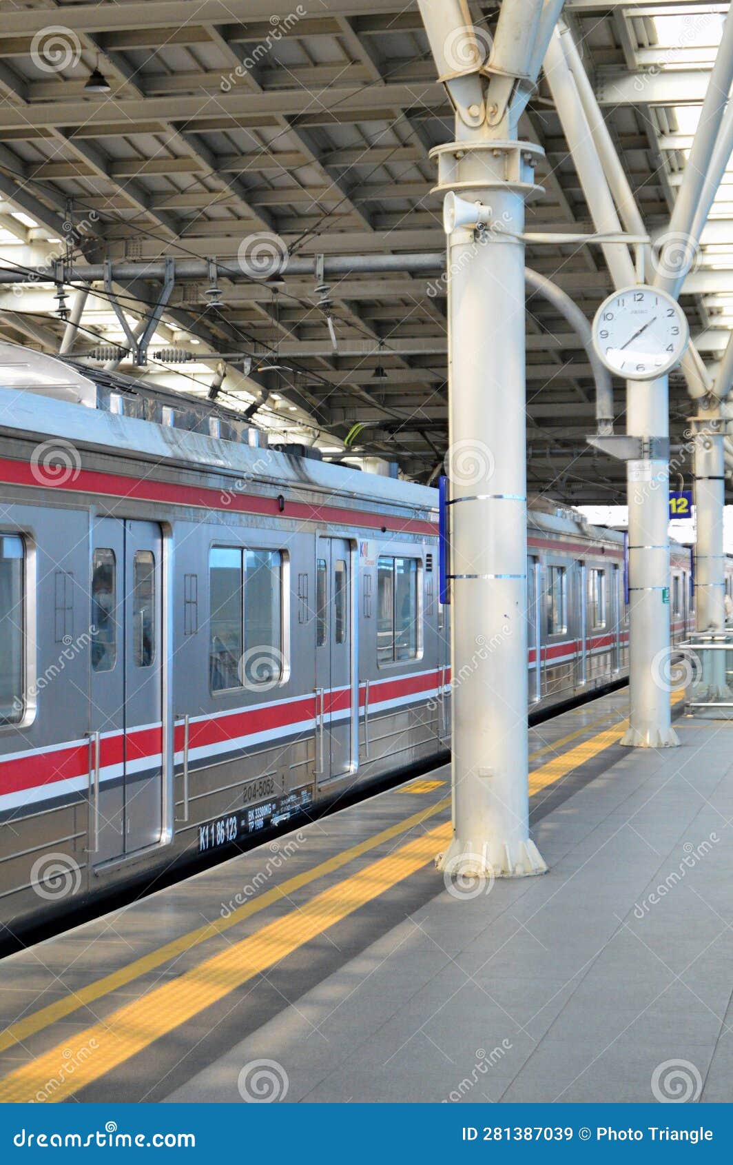 A Stopped Train Waiting for Passengers Stock Image - Image of direction ...