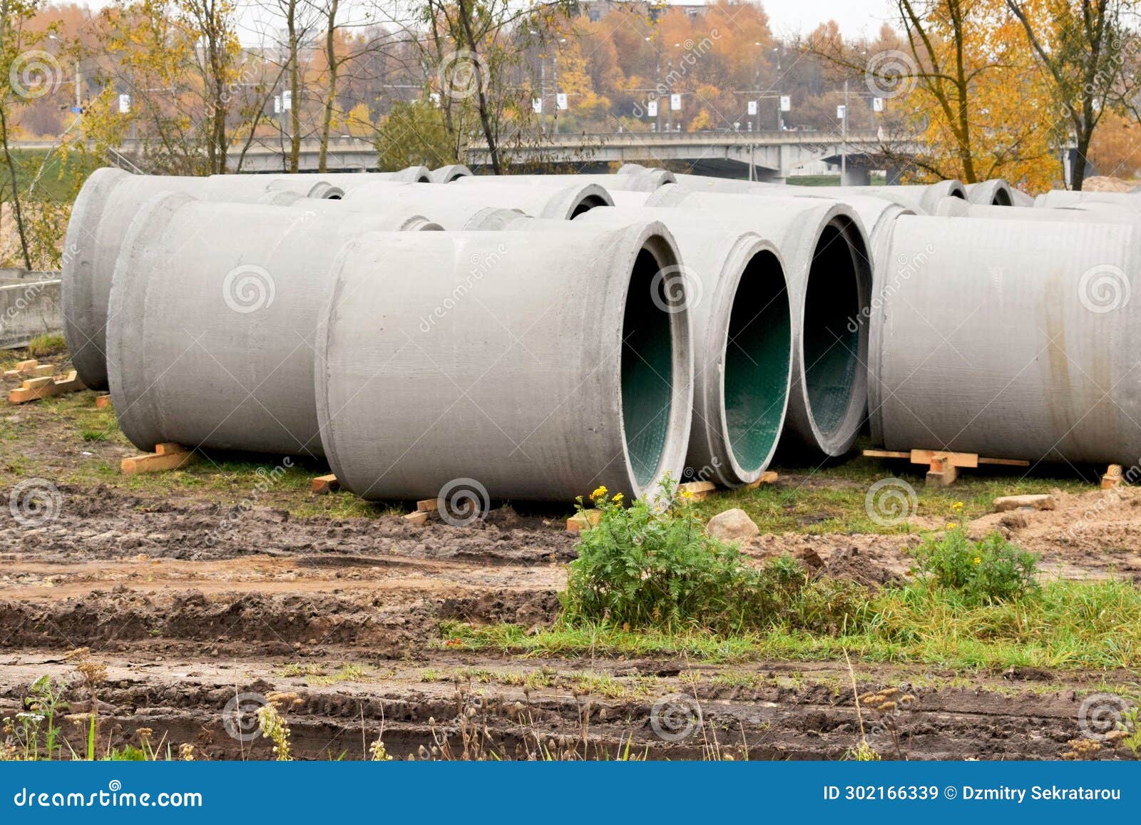 Concrete Sewer Pipes For Laying External Sewage System At Construction ...