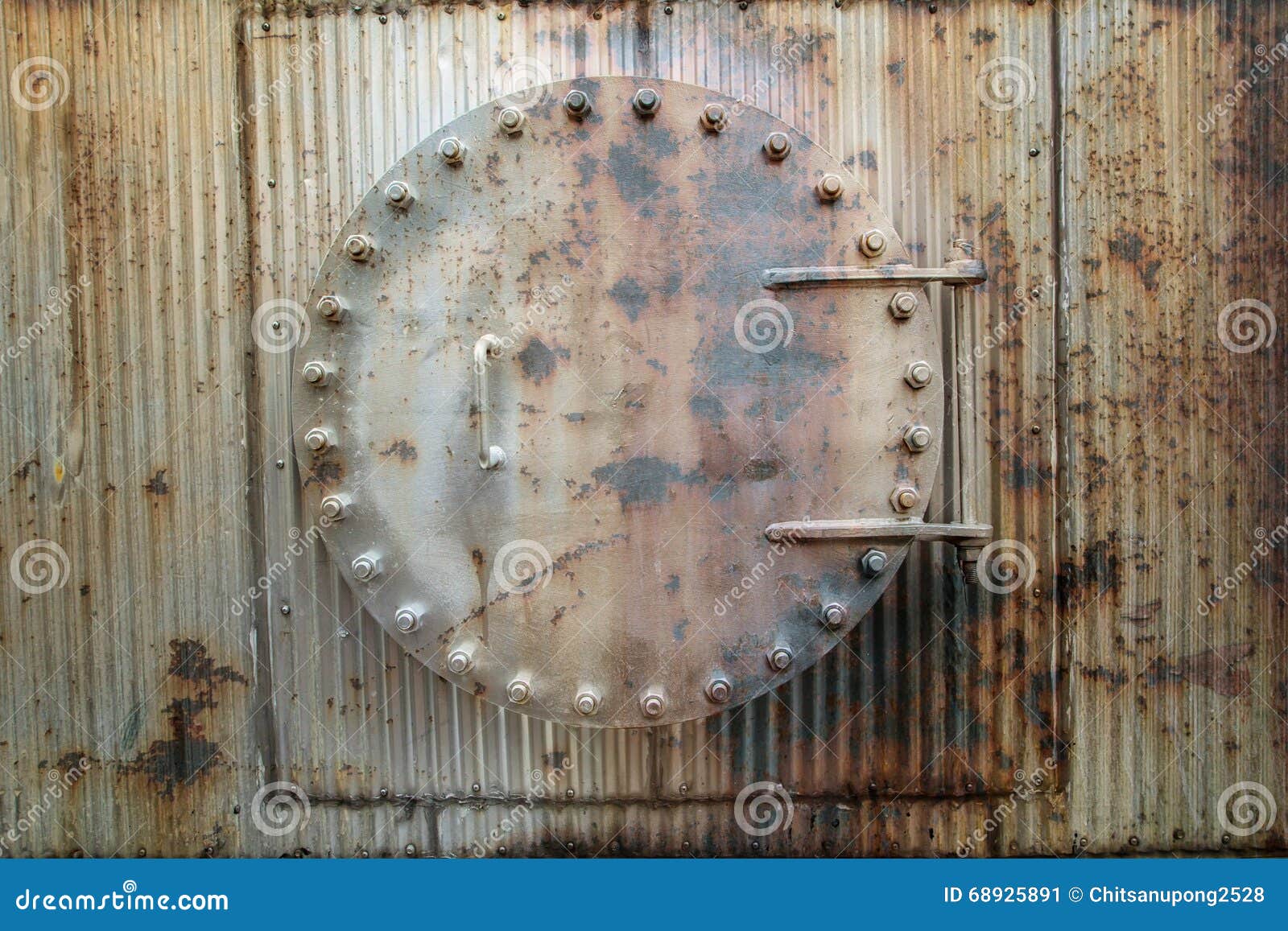 Storage tank tunnel stock image. Image of open, flow - 68925891