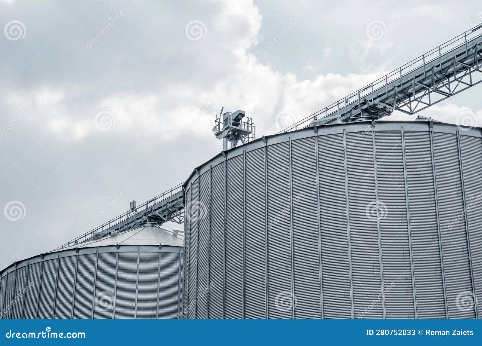 Storage Tanks Cultivated Agricultural Crops Processing Plant Stock ...