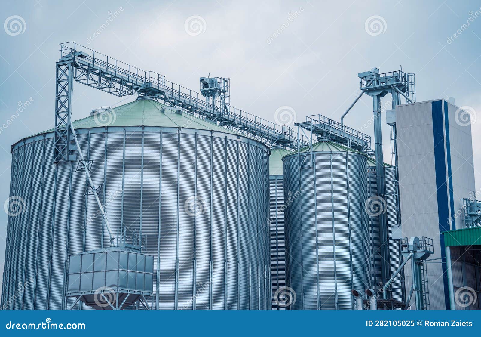 Storage Tanks Cultivated Agricultural Crops Processing Plant Stock ...