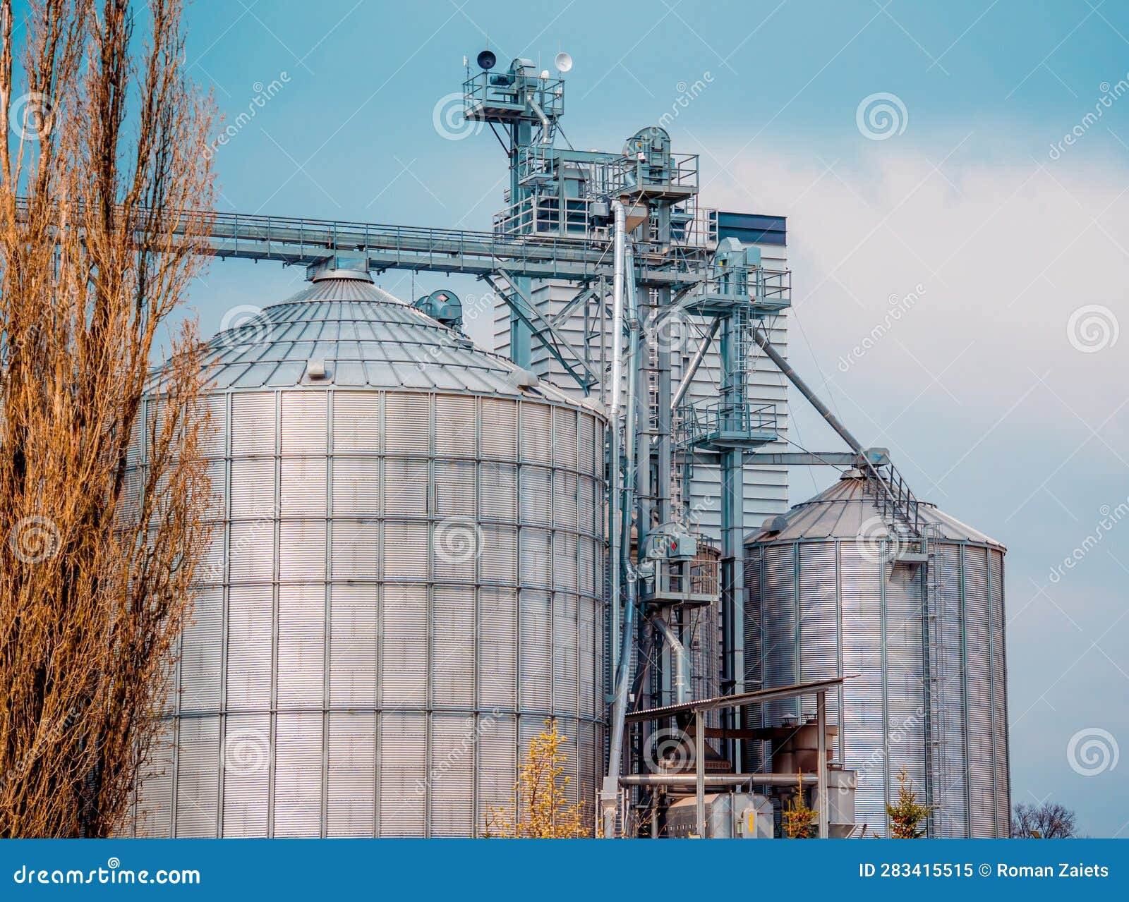 Storage Tanks Cultivated Agricultural Crops Processing Plant Stock ...