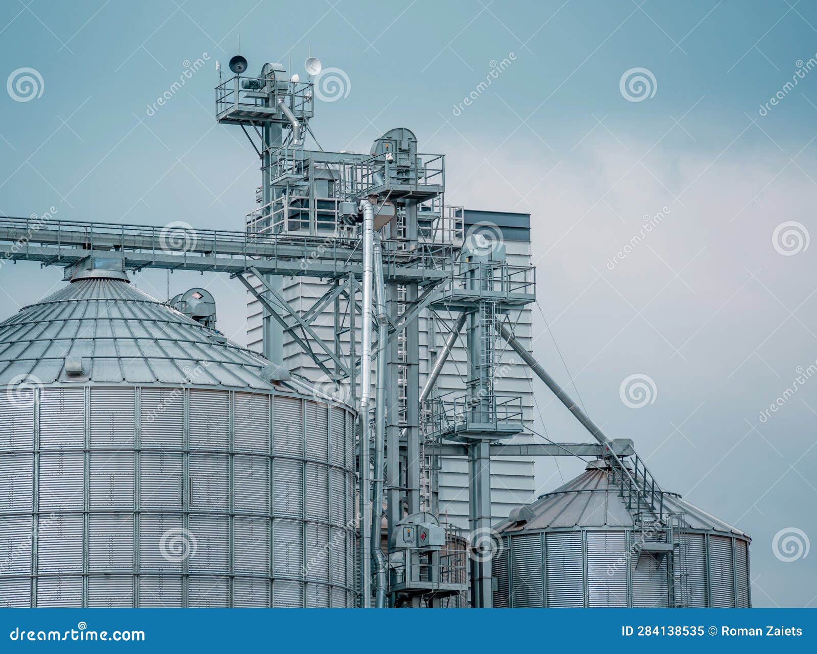 Storage Tanks Cultivated Agricultural Crops Processing Plant Stock ...