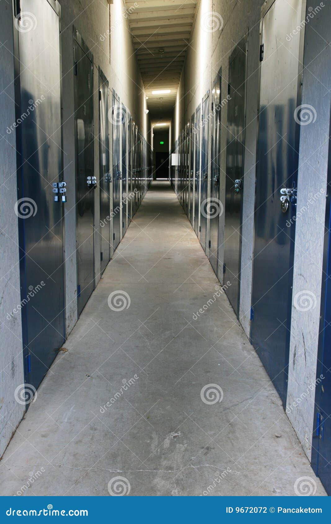 Storage unit corridor stock photo. Image of regular, dingy - 9672072