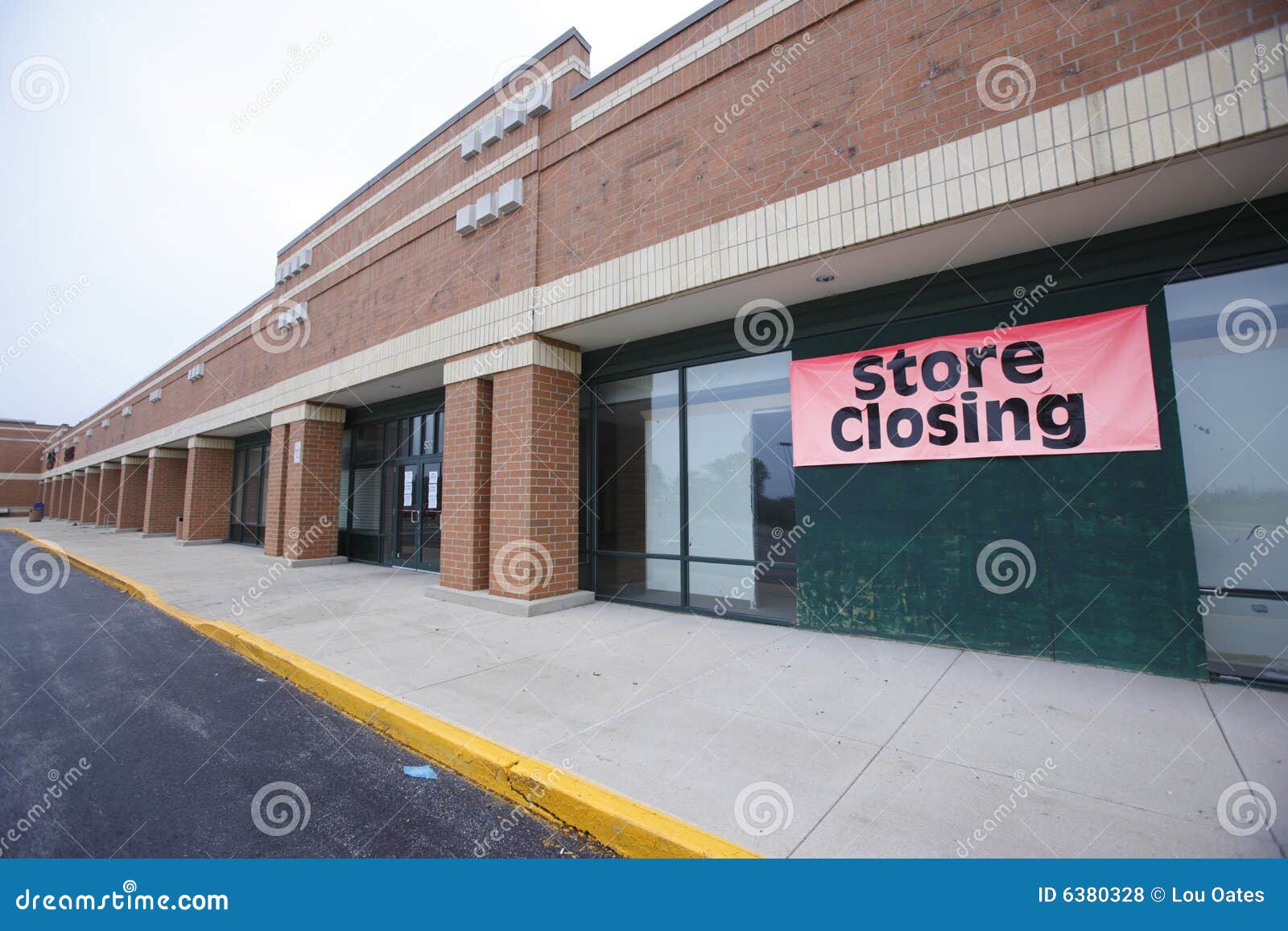 Store closing stock photo. Image of sale, vacant, retail - 6380328