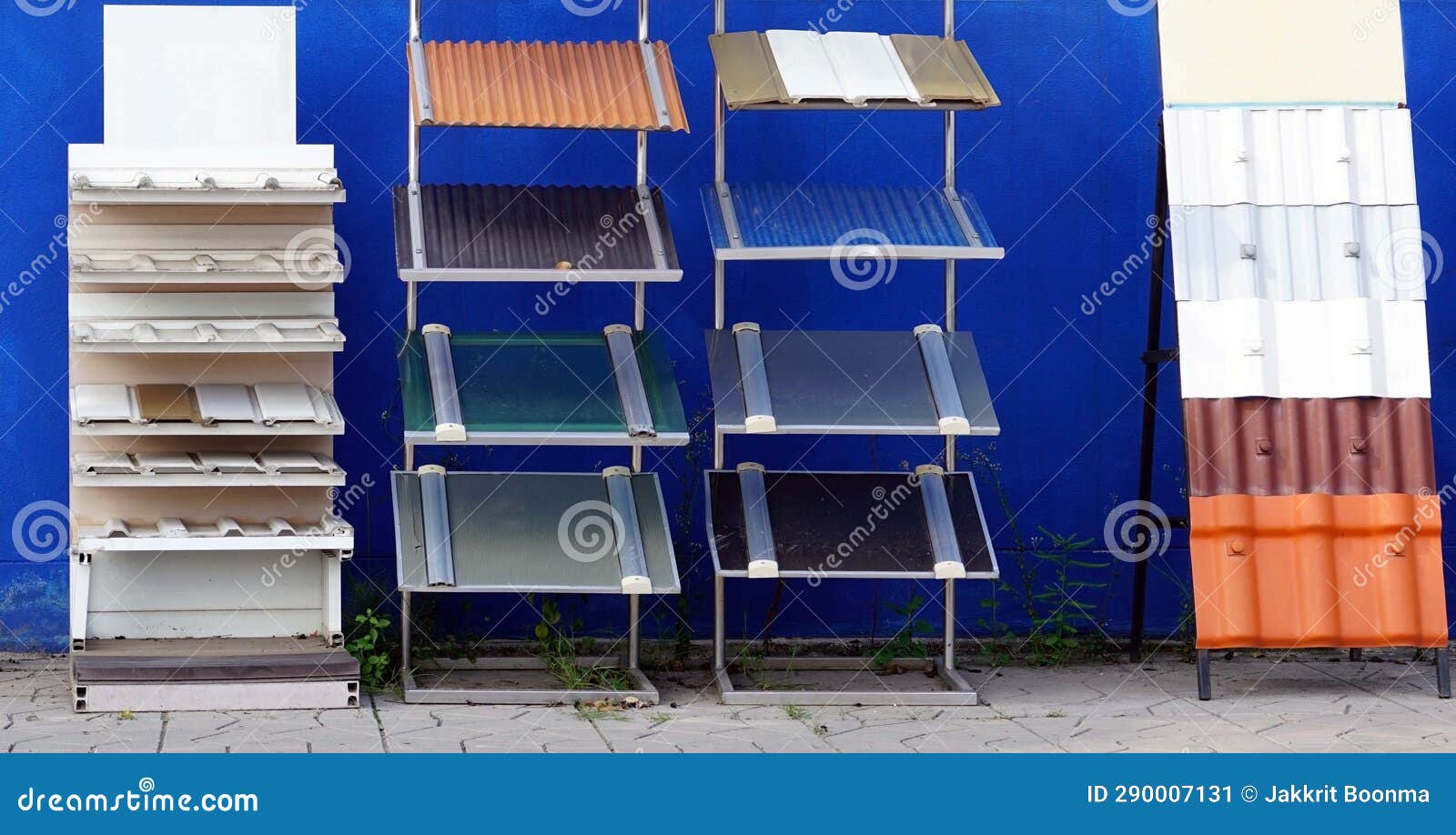 Storefront Tile Shelves with a Lot of a Tile for Sample for Showing of ...