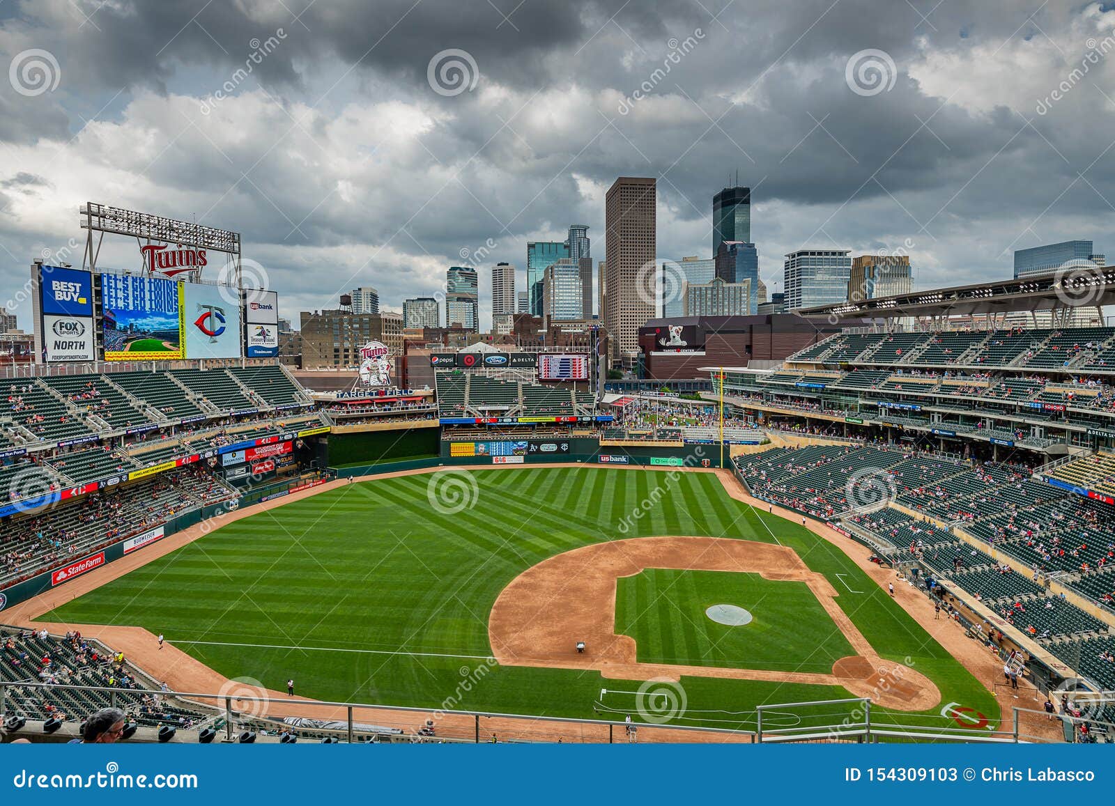 Storm Clouds Over Downtown Minneapolis and Target Field Editorial Stock ...