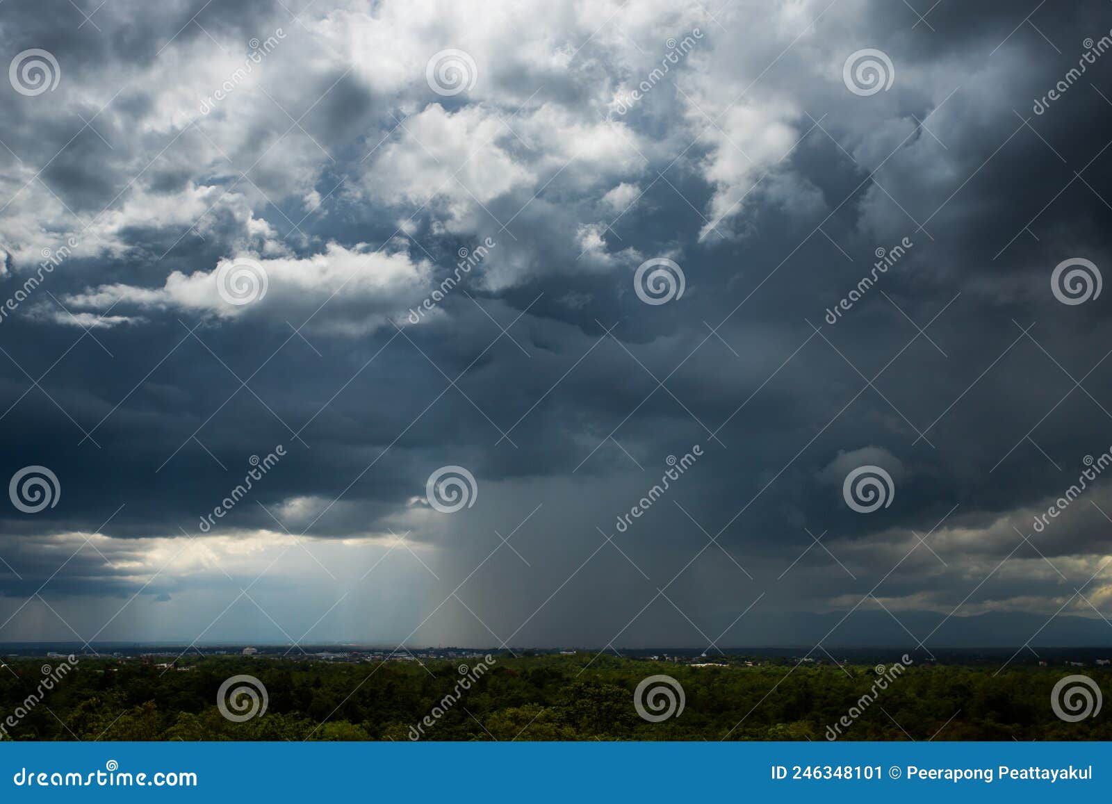 Storm Clouds with the Rain. Nature Environment Dark Huge Cloud Sky ...