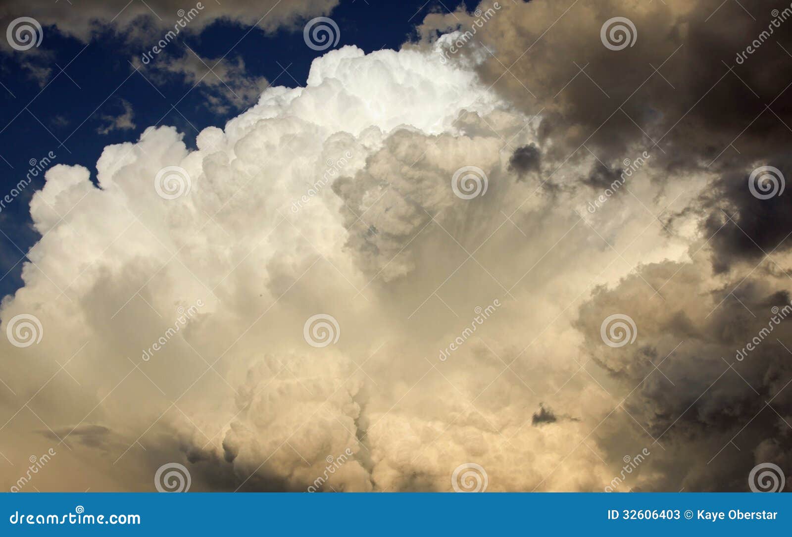 Storm clouds roll in stock image. Image of cloud, storm - 32606403