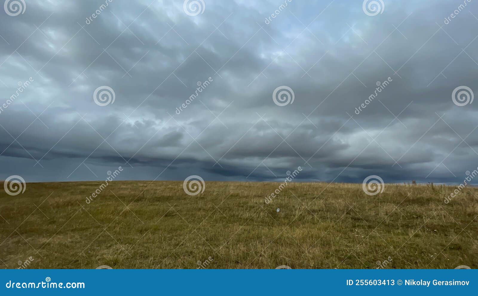 Storm Clouds Saskatchewan Ominous Wheat Fields Saskatchewan. Stock ... Storm Clouds Saskatchewan Ominous Wheat Fields Saskatchewan. Stock ...