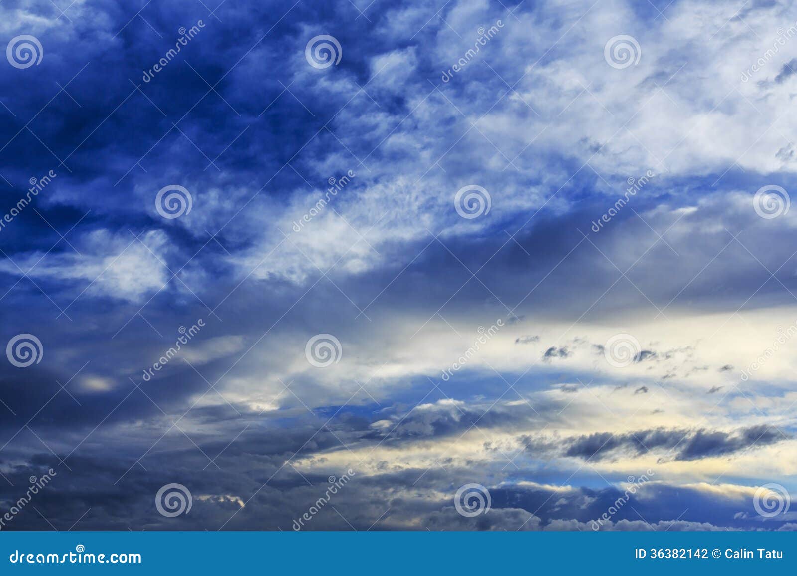 Storm cloudscape stock photo. Image of fluffy, drops - 36382142