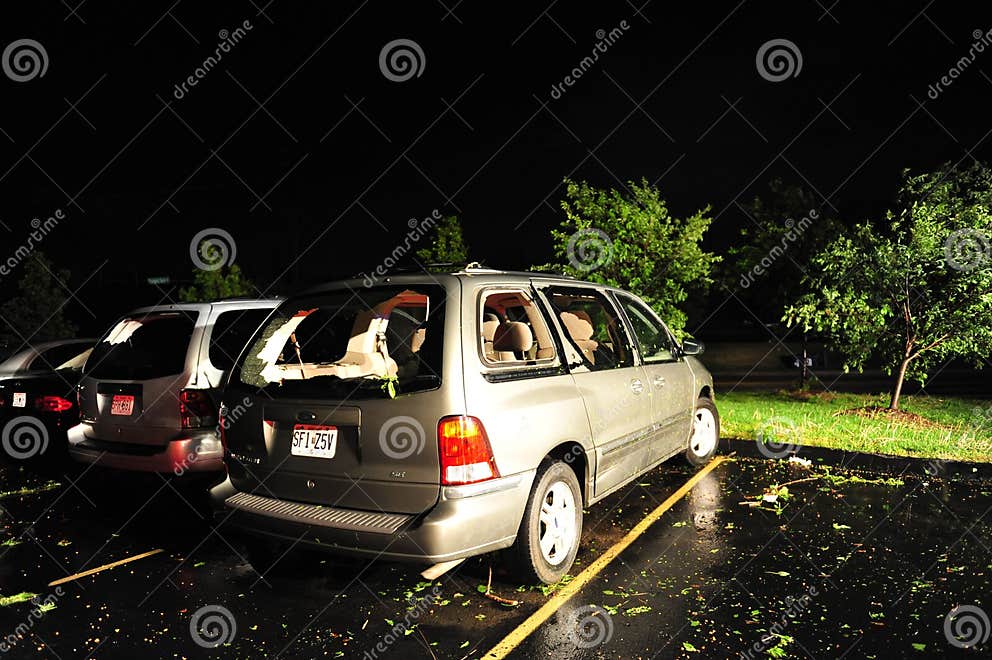 Storm damaged van editorial photography. Image of storm - 19261587