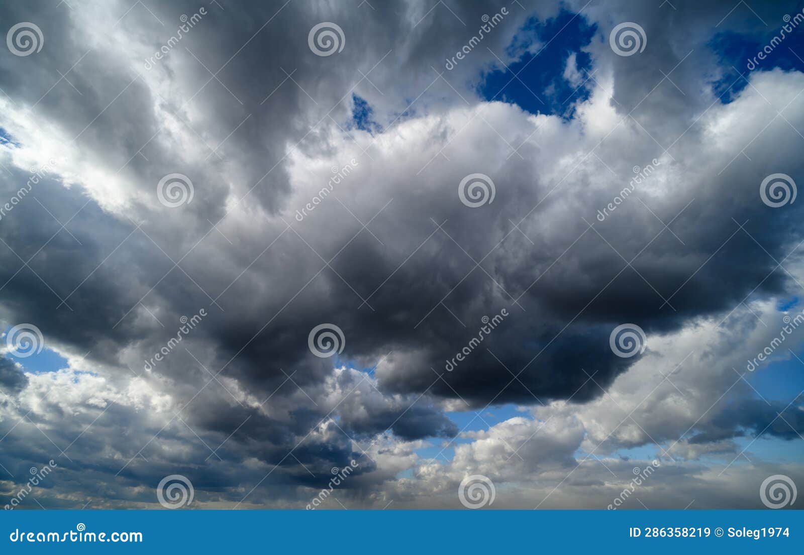 Storm Sky, Dark Dramatic Clouds during Thunderstorm, Rain and Wind ...