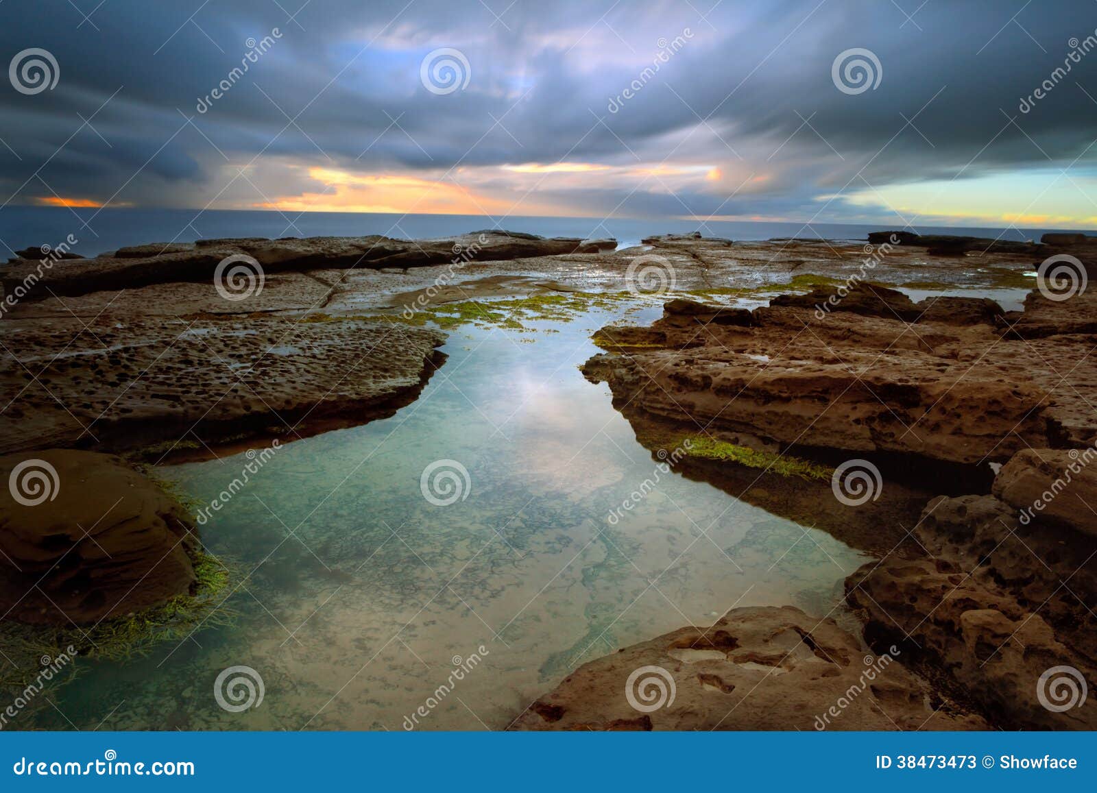 Rockpool At Sunrise Near Pearl Beach On NSW Central Coast In Australia ...