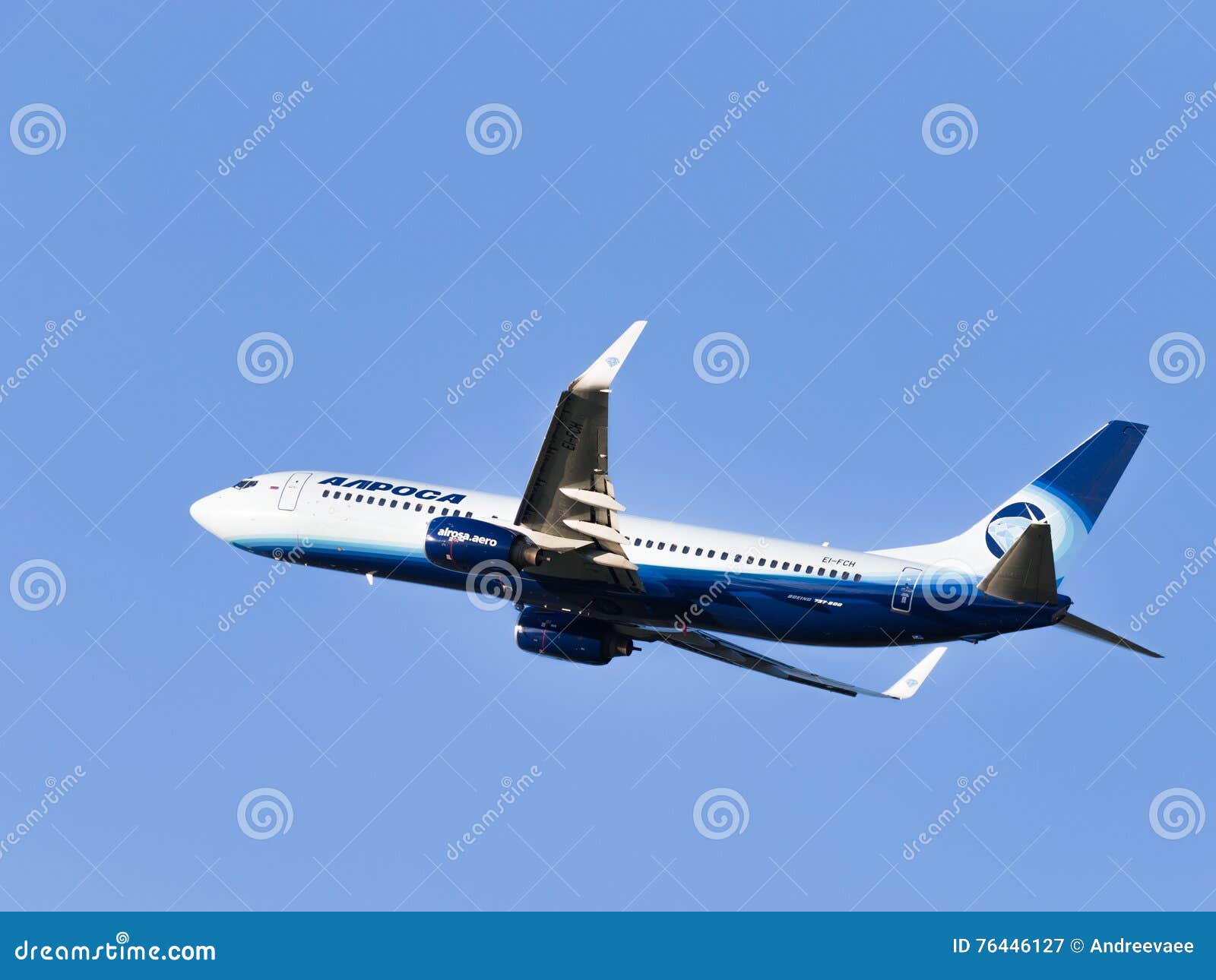 Stort Flygplan Boeing 737-83N W Alrosa-Avia Redaktionell Arkivbild ...