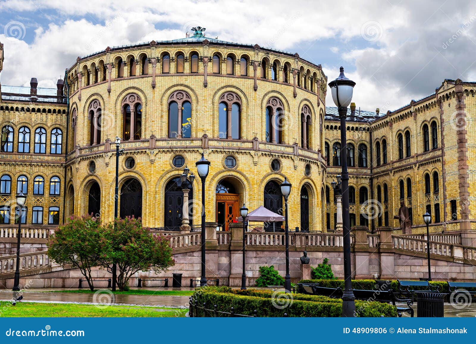 Stortinget, the Oslo Parliament Building, Norway Stock Photo - Image of ...