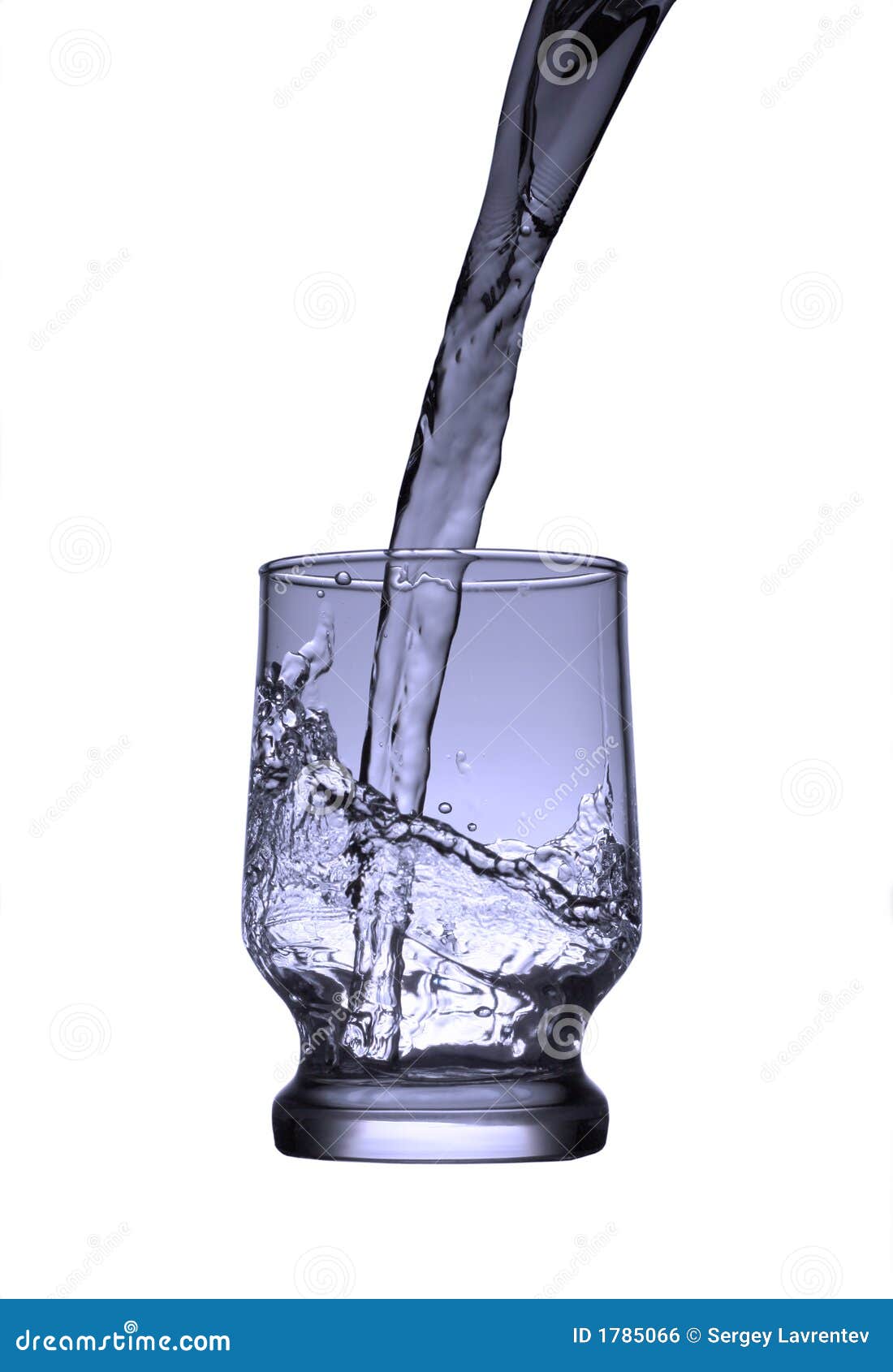 Straal van water stock foto. Image of ontruim, rimpeling - 1785066