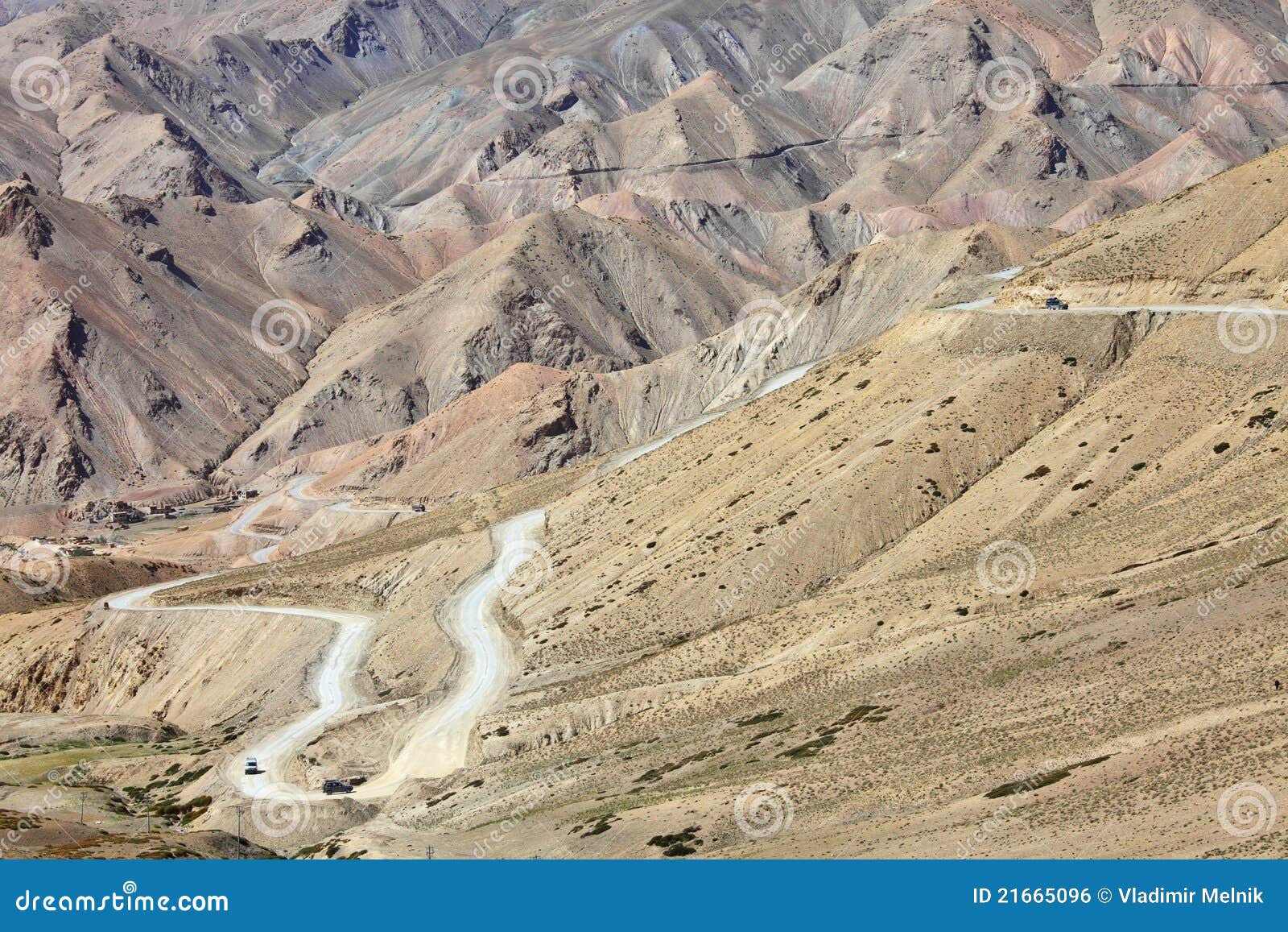 Strada Ad Alta Altitudine in Himalaya Fotografia Stock - Immagine di ...