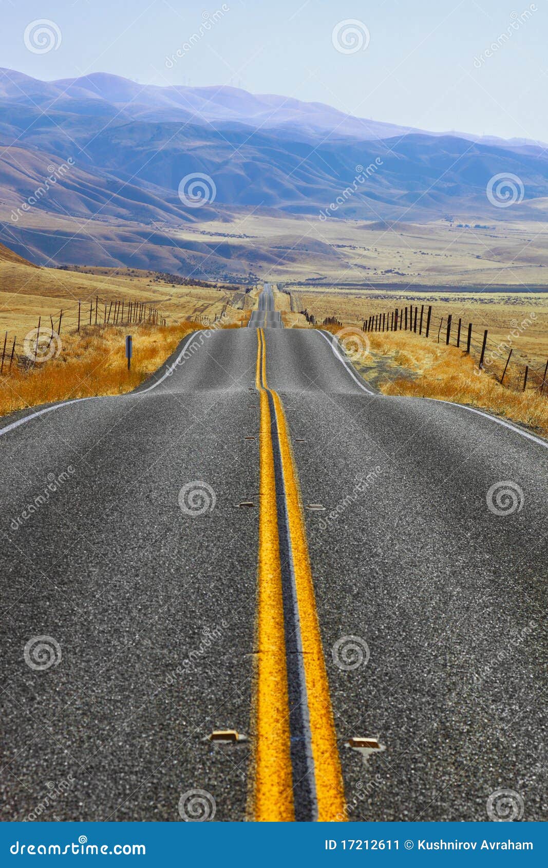 Strada Americana Magnifica in Prateria Immagine Stock - Immagine di ...