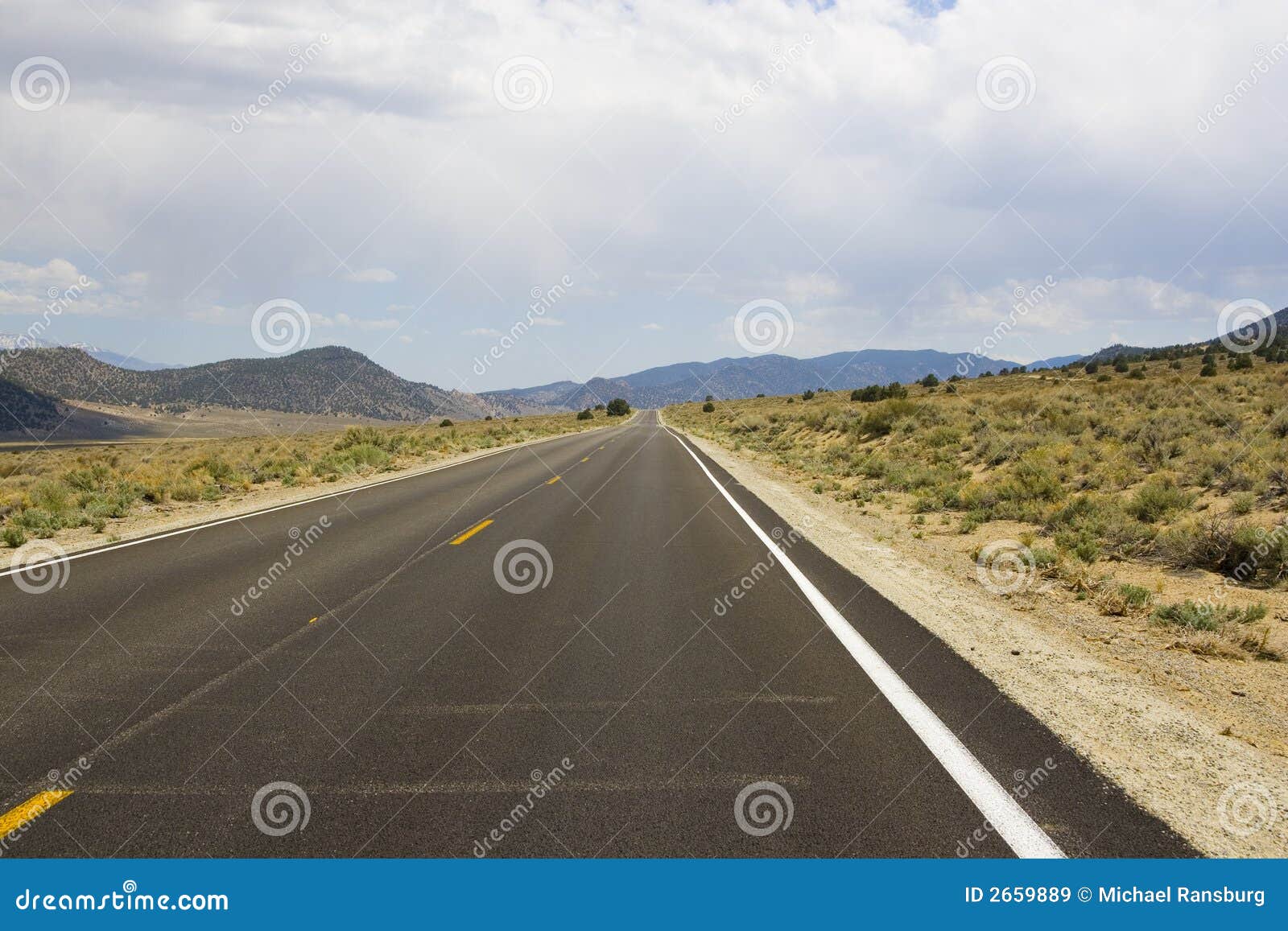 Strada Principale Diritta Immagine. Immagine: 2659889