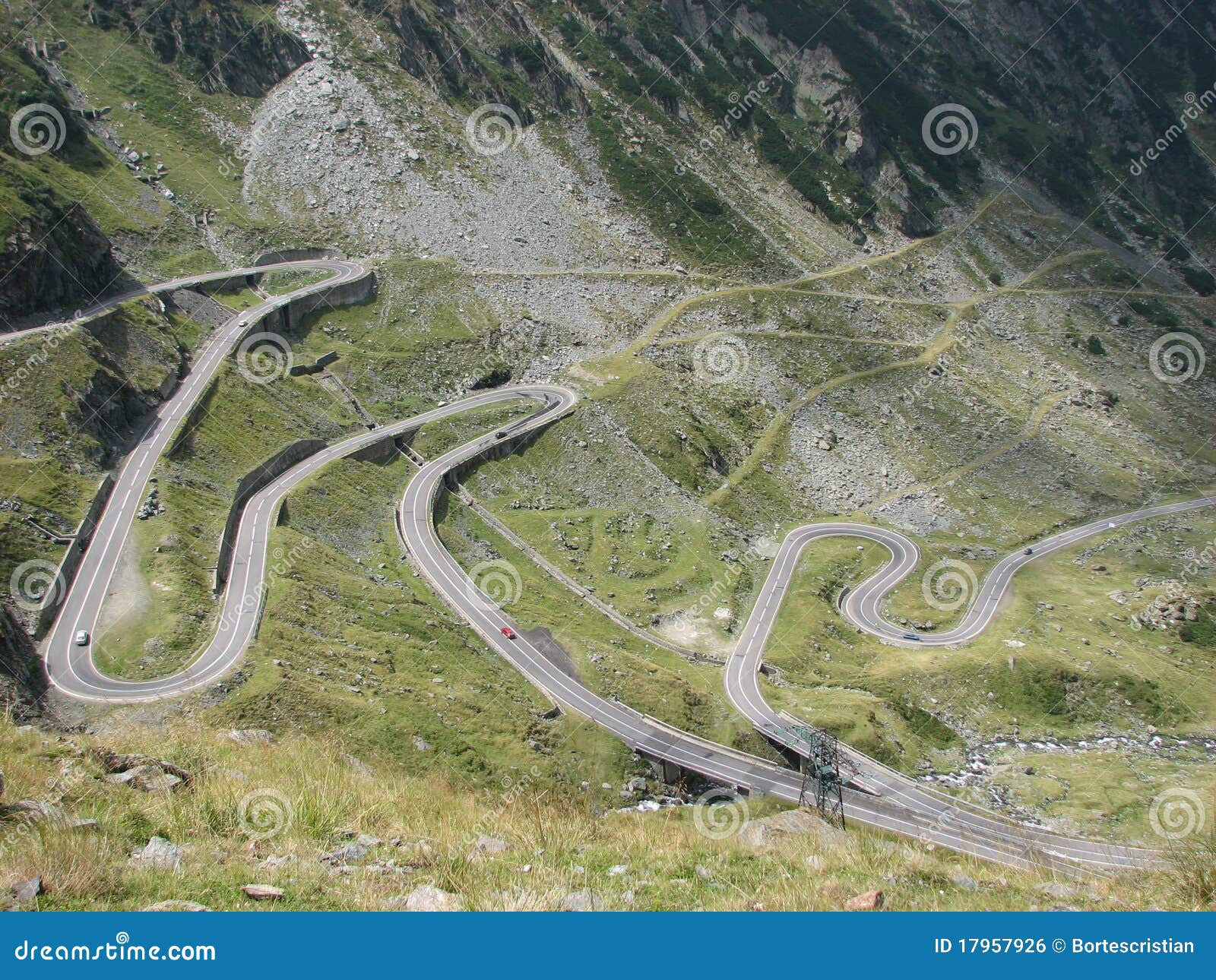 Strada Romania Di Transfagarasan Fotografia Stock - Immagine di ...