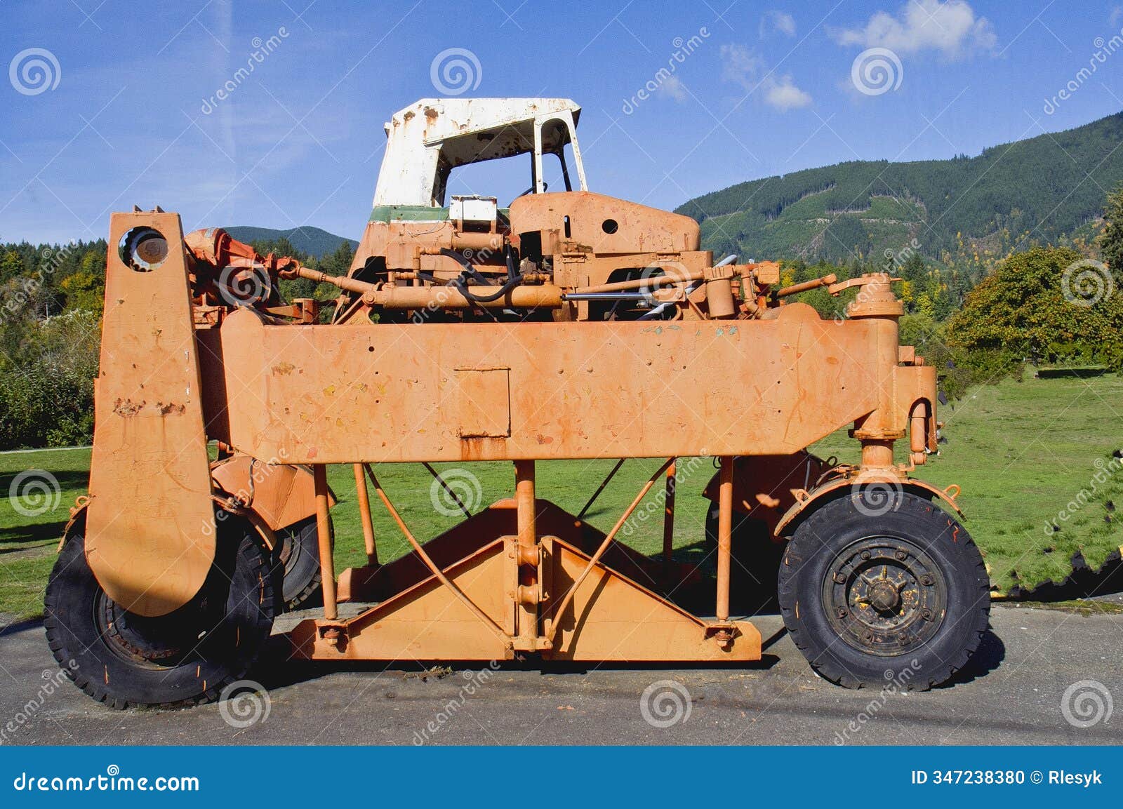 Straddle carrier stock photo. Image of industrial, straddle - 347238380