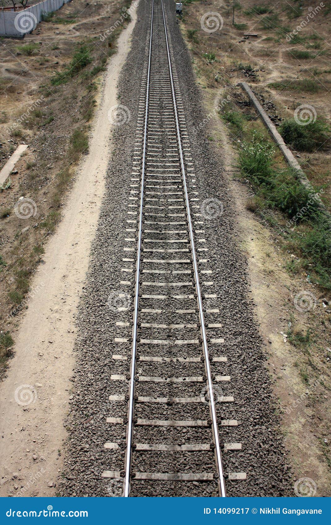 Straight Train Track