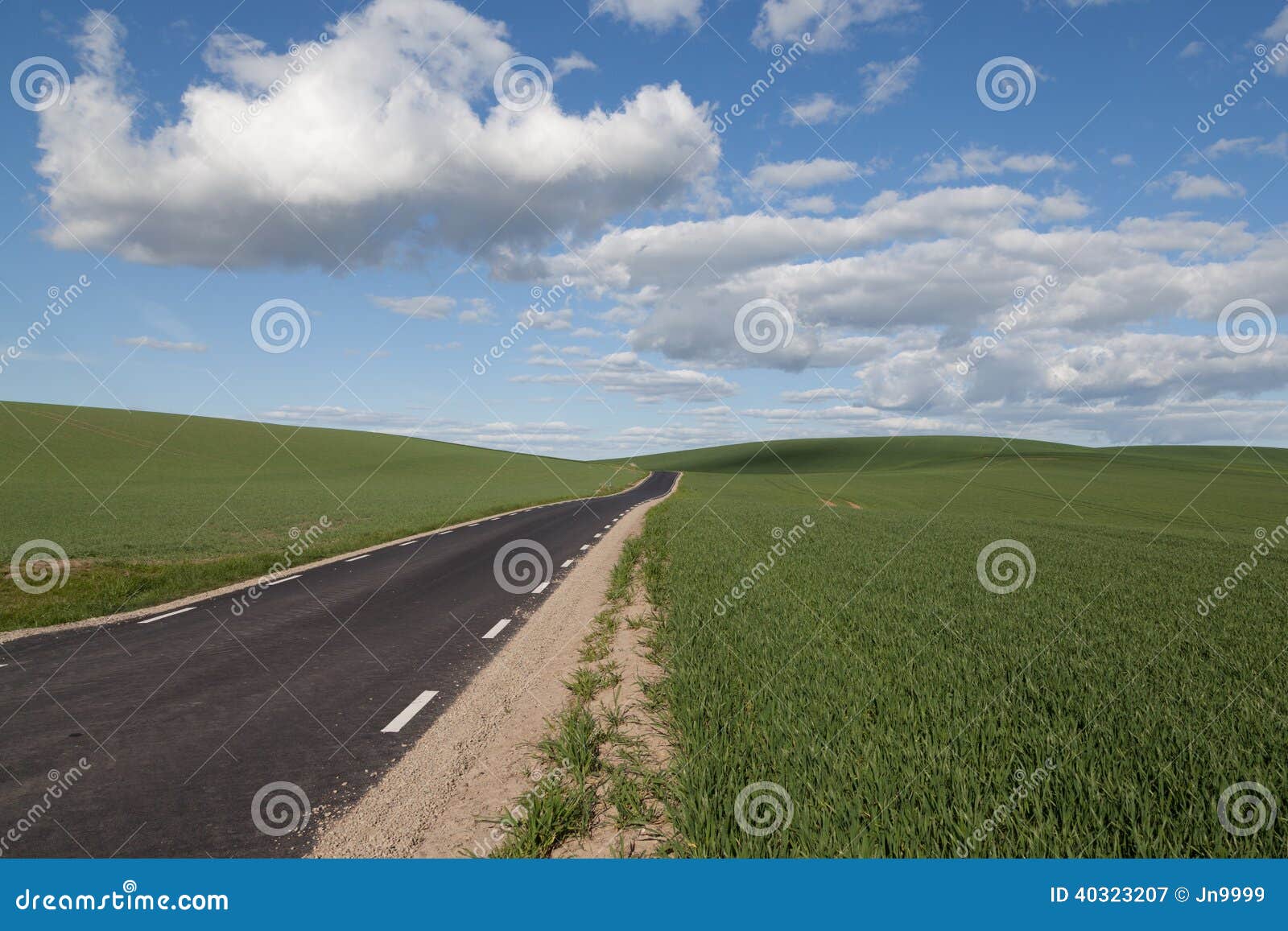 A straight road stock image. Image of scene, horizon - 40323207