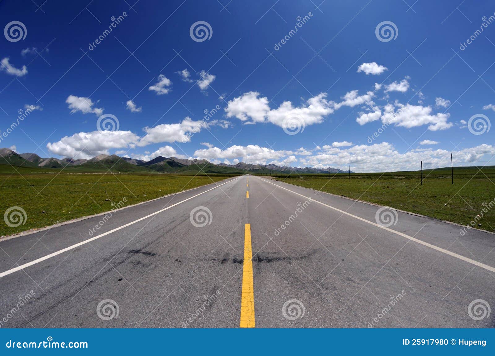 Straight Road With Yellow Road Markings - Arrow Stock Photography ...