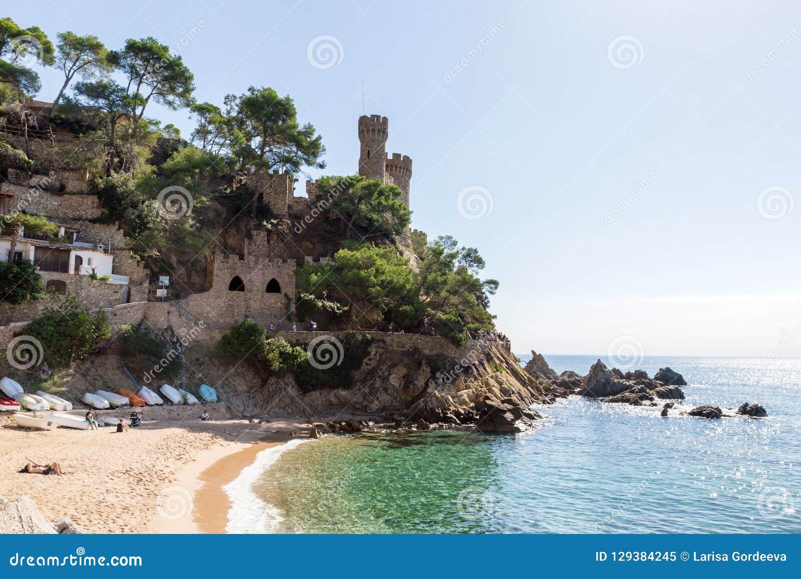 Strand in Lloret De Mar, Costa Brava, Katalonien, Spanien Stockbild ...