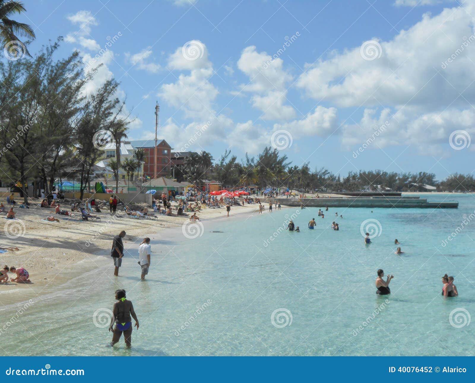 Strand in Nassau Bahamas USA Redaktionelles Stockfotografie - Bild von ...