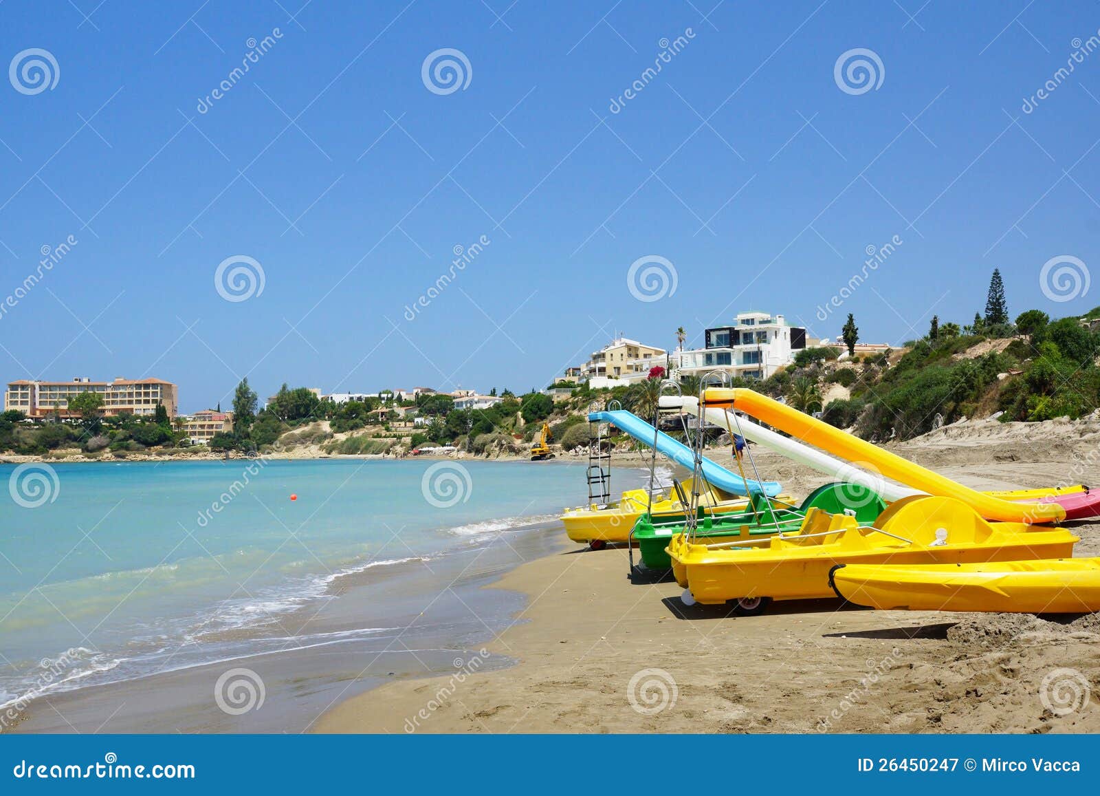 Strand in Paphos stockbild. Bild von küste, sommer, zypern - 26450247