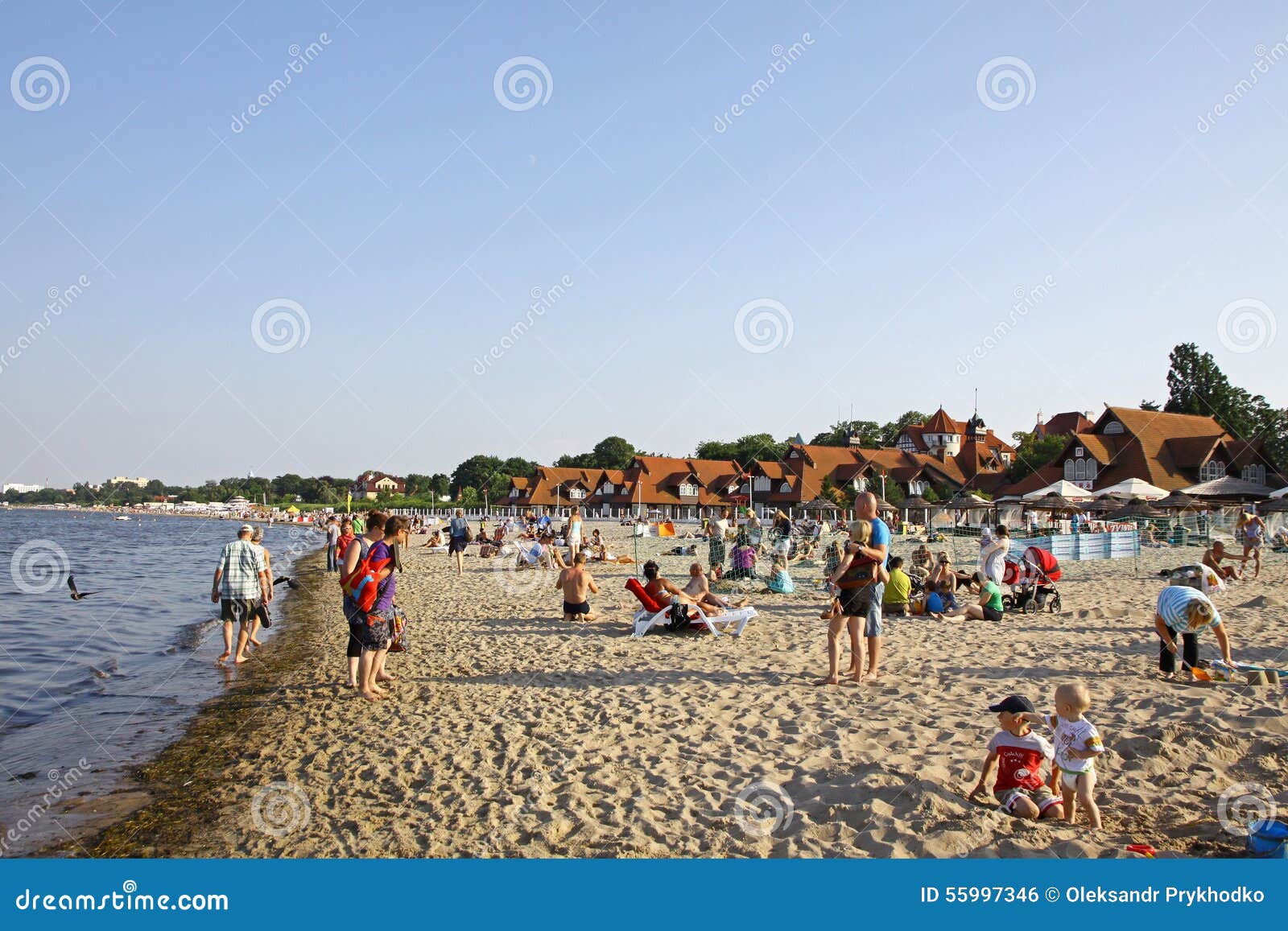 Strand in Sopot, Oostzee, Polen Redactionele Foto - Image of ...