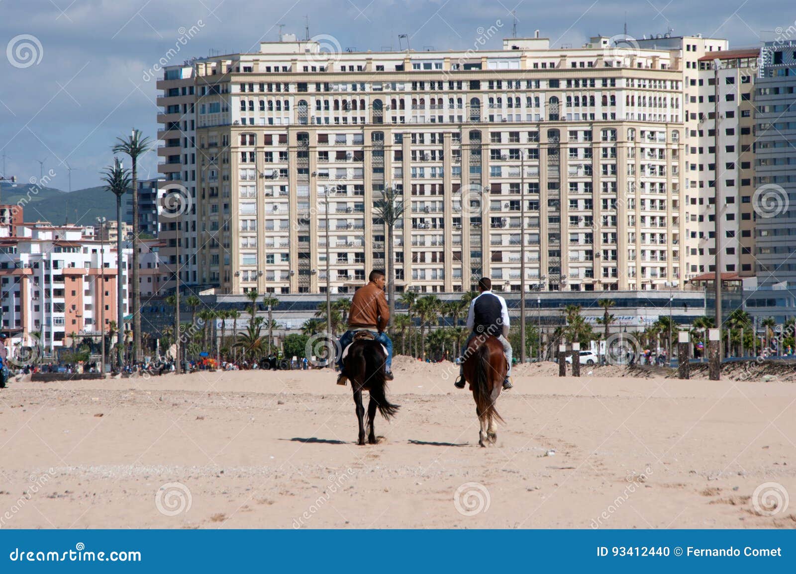 Strand von Tanger, Marokko redaktionelles bild. Bild von küste - 93412440