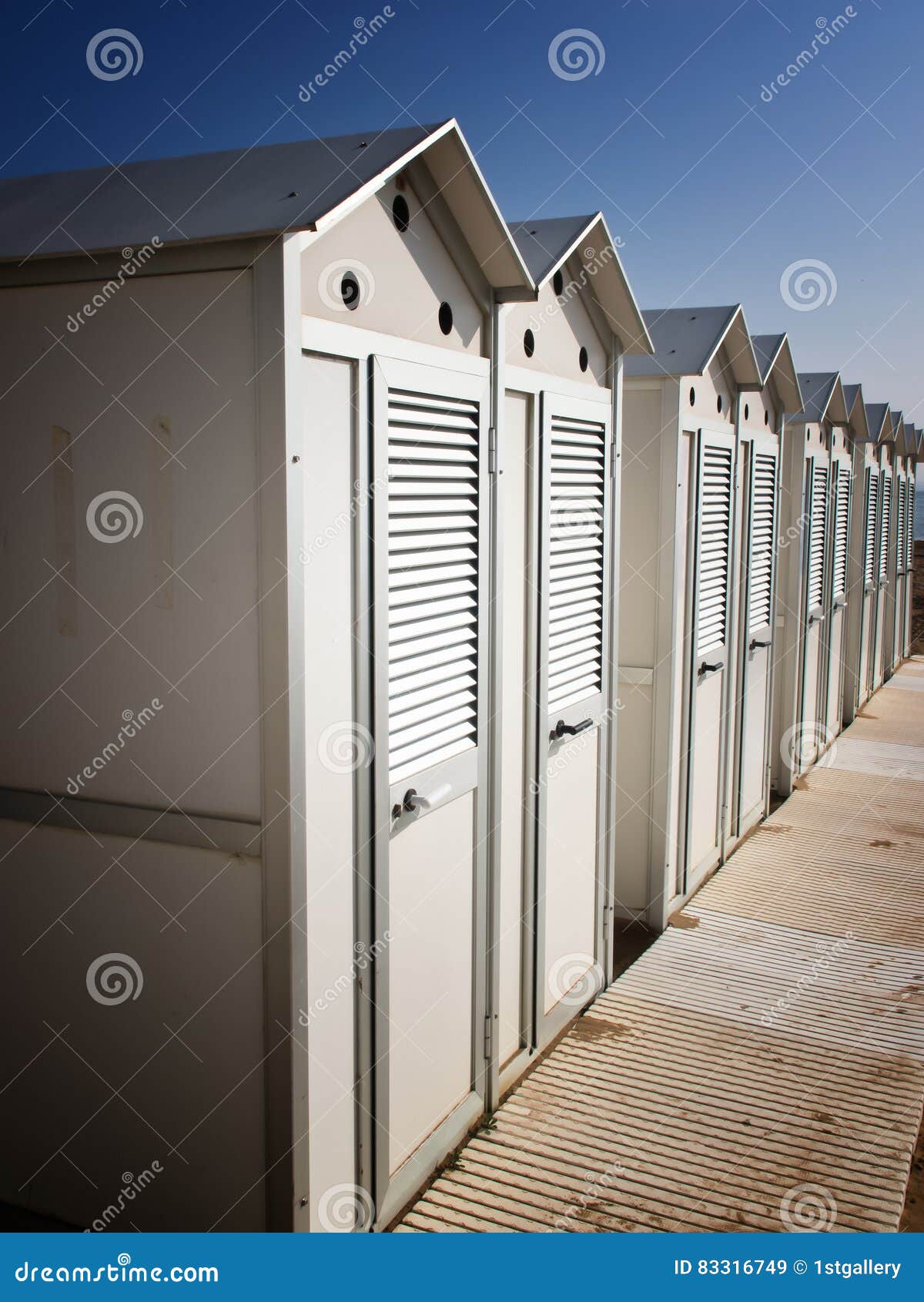 Strandcabine, kleedkamer stock afbeelding. Image of cabine - 83316749