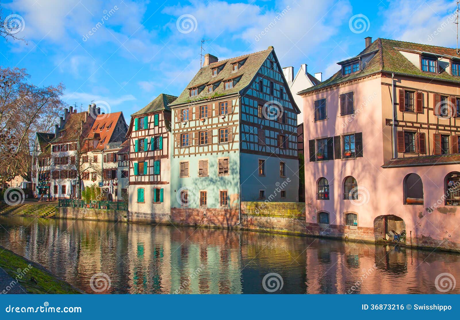 Strasburg foto de archivo. Imagen de francia, poco, enmaderado - 36873216