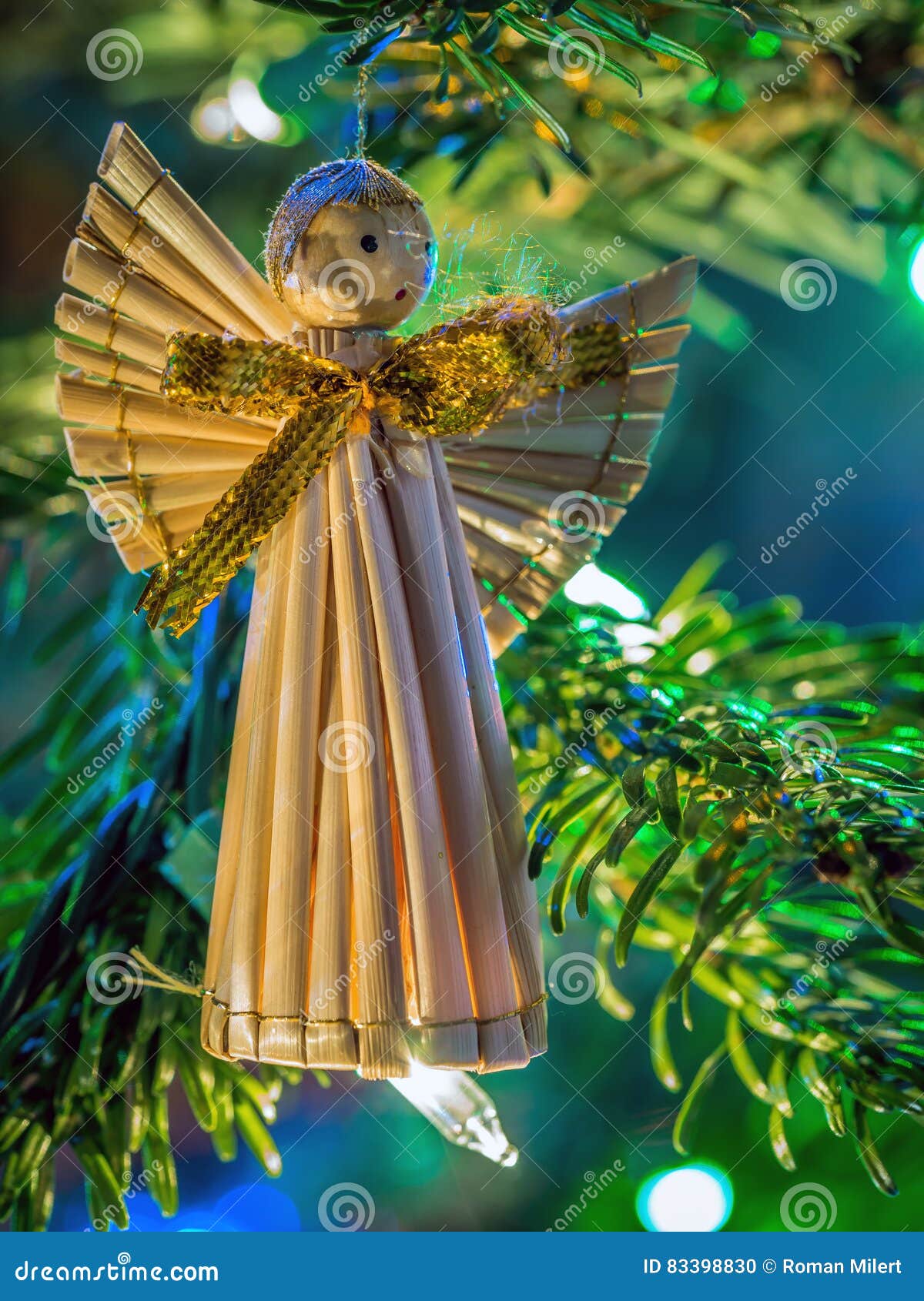 Straw Angel stock foto. Image of weinig, godsdienst, kerstmis - 83398830