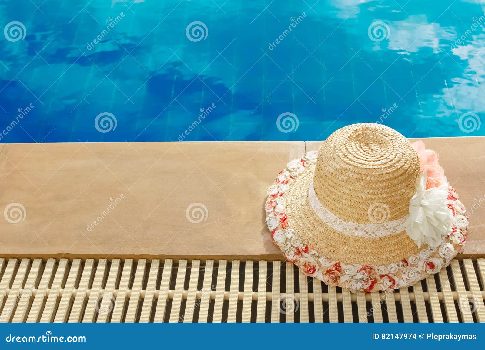 Straw Hat Be Side of Swimming Pool. Stock Photo - Image of pool, tropic ...