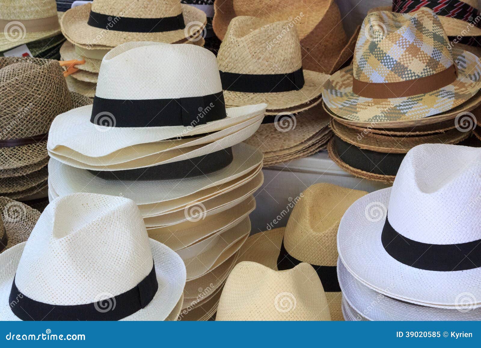 Straw hats on display stock image. Image of fashionable - 39020585