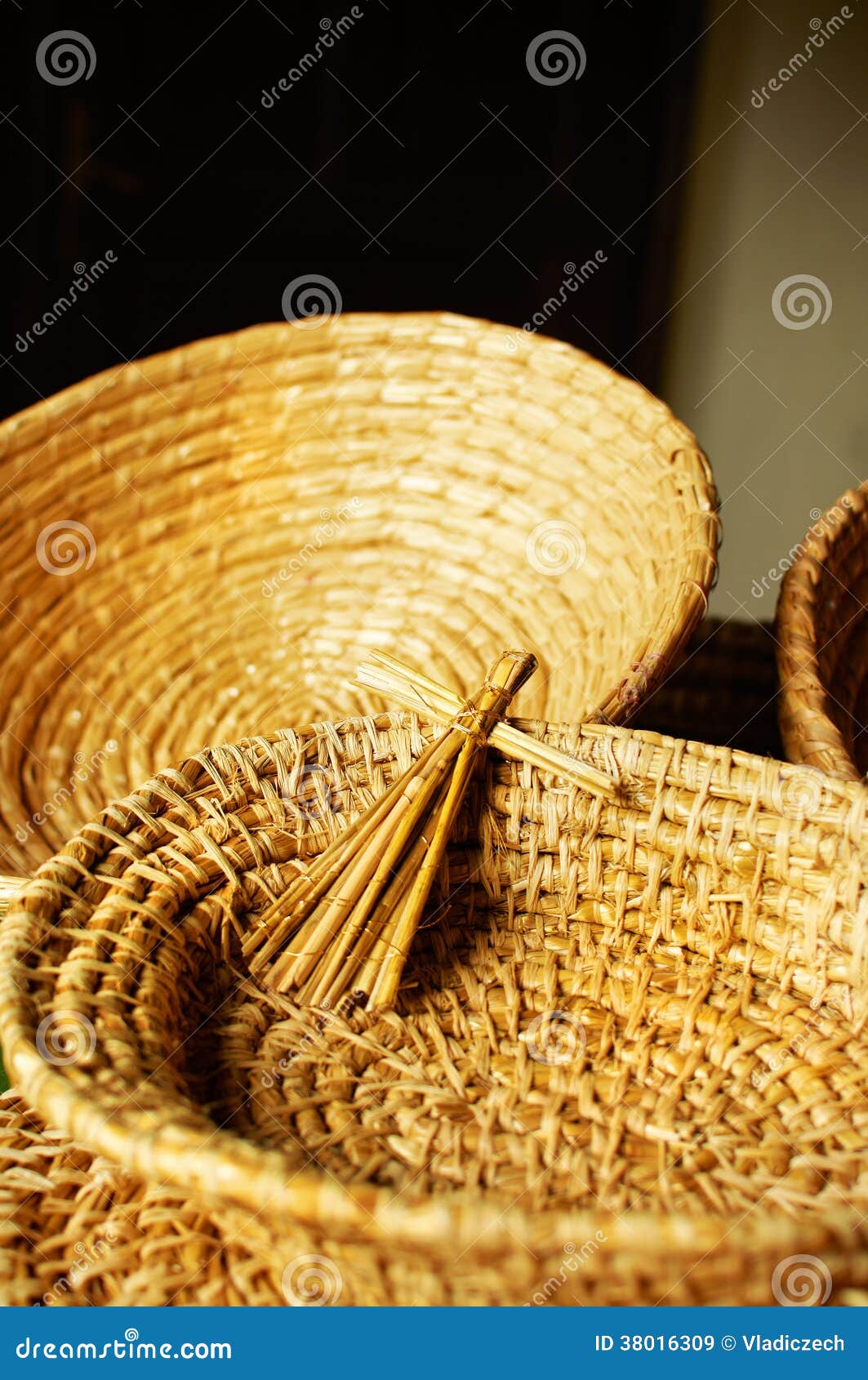 Straw plates stock image. Image of oldfashioned, basket - 38016309