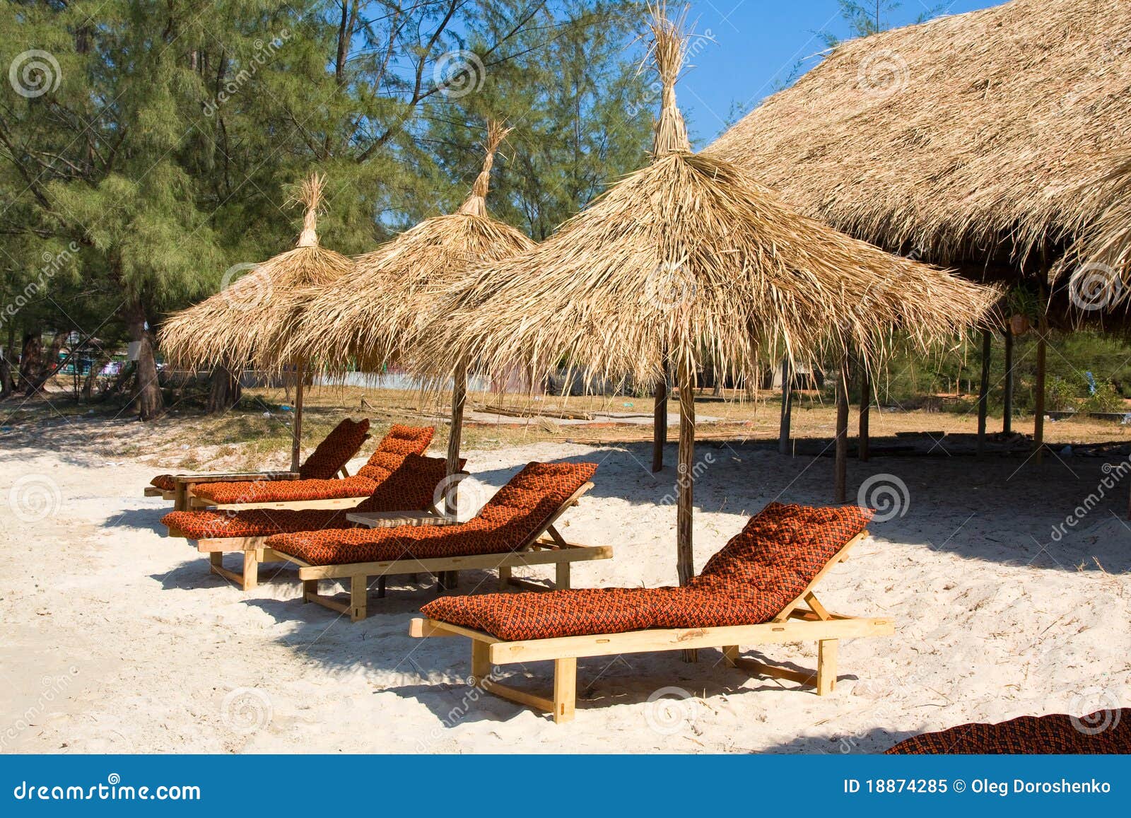 Straw Umbrellas on the Beach Stock Image - Image of shore, exotic: 18874285