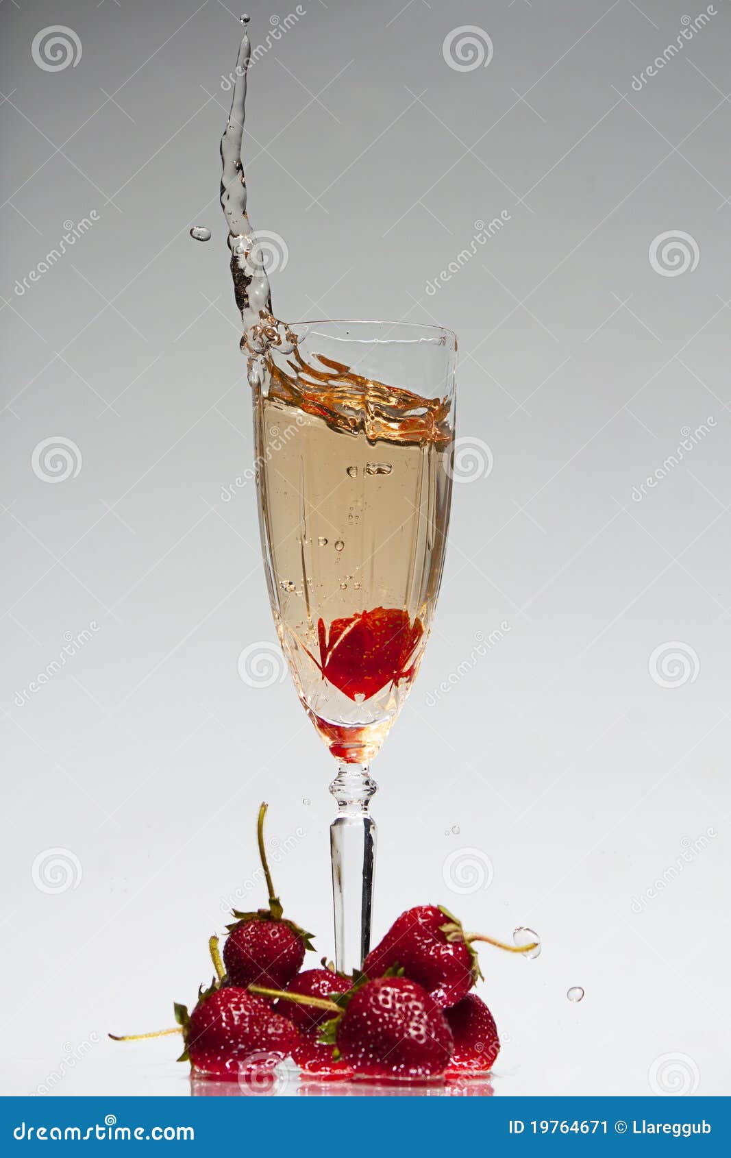 Strawberries and champagne stock image. Image of strawberry - 19764671